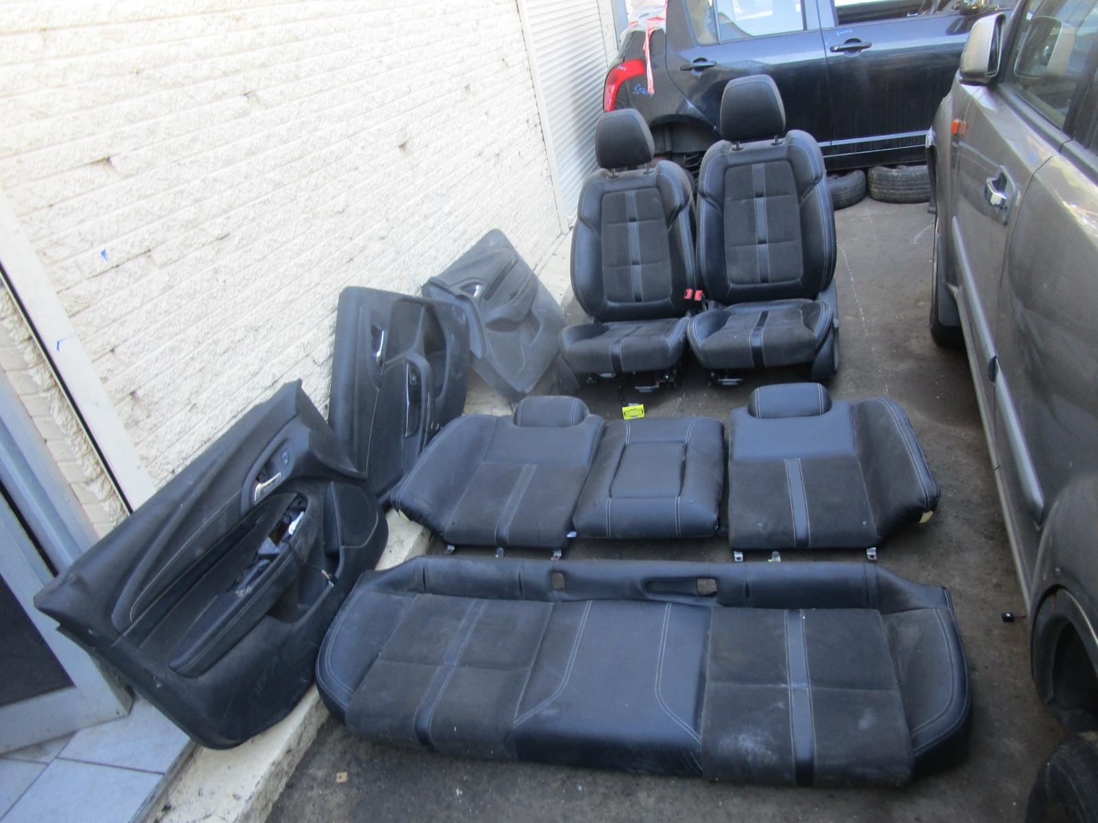 Complete Interior Commodore Holden 2015