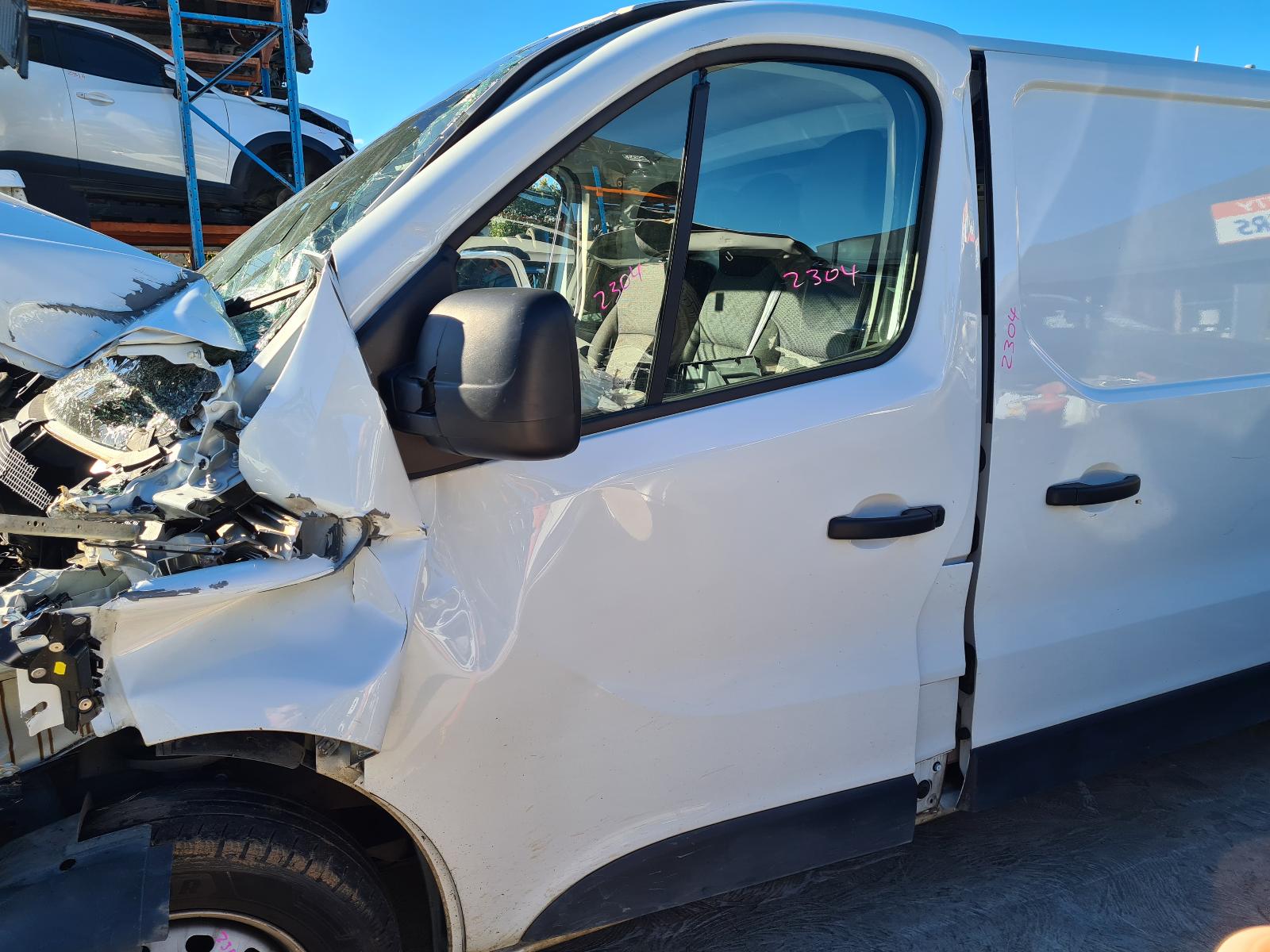 Spare Wheel Carrier Express Mitsubishi 2021