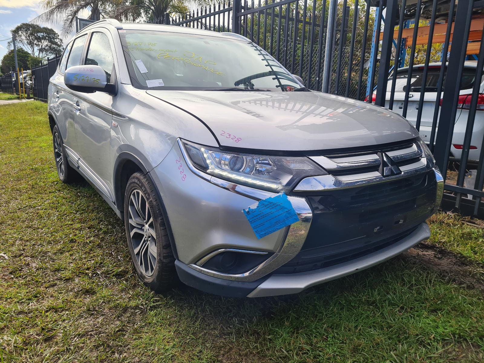 Wiper Motor Outlander Mitsubishi 2018