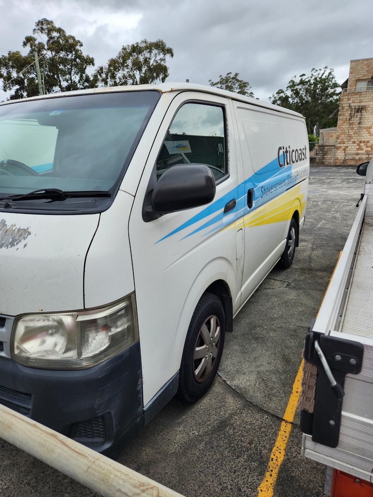 Steering Box/Rack Hiace Toyota 2011