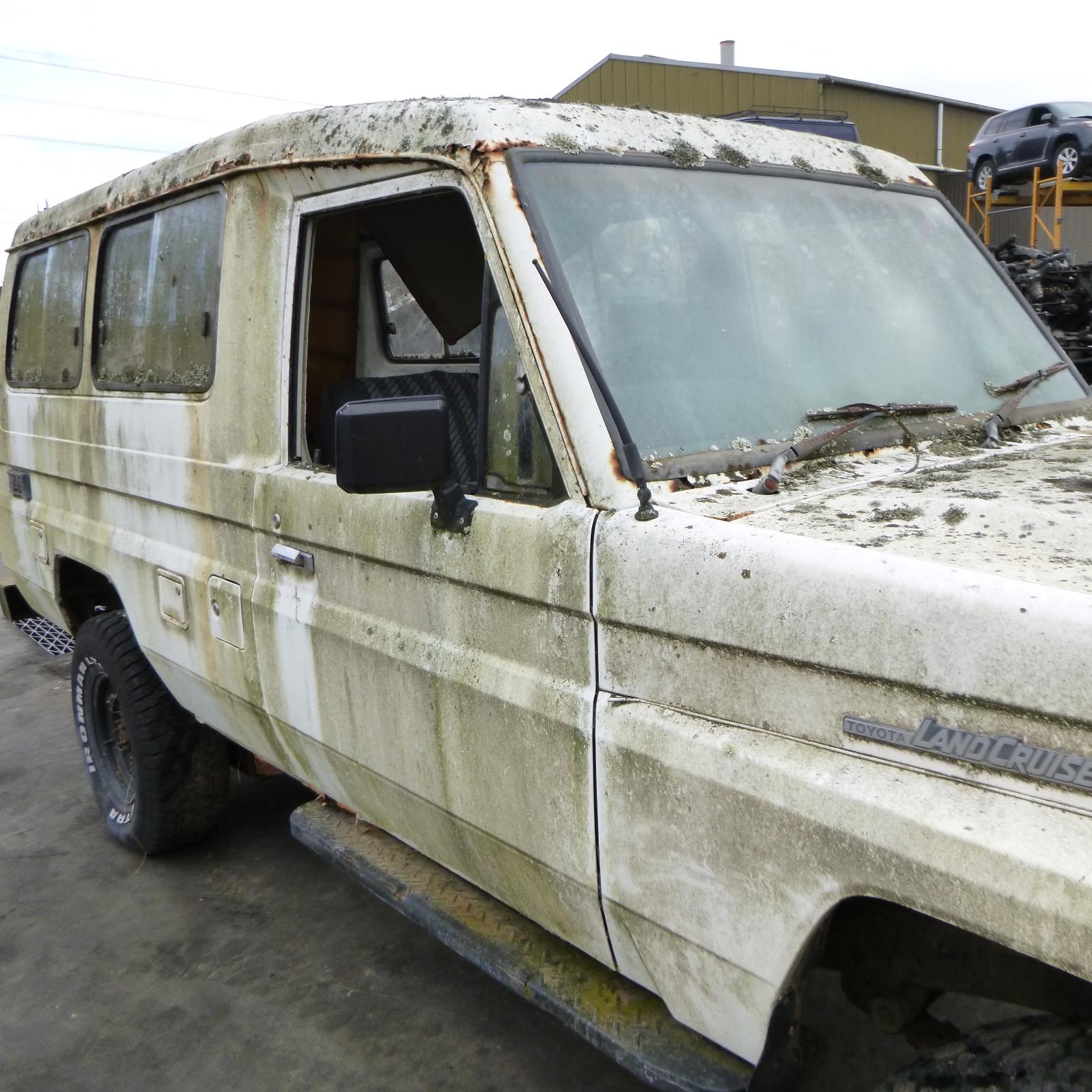 Side Step/Skirt Landcruiser Toyota 1986