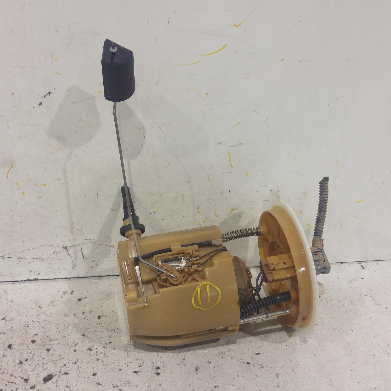 Fuel Pump Commodore Holden 2007