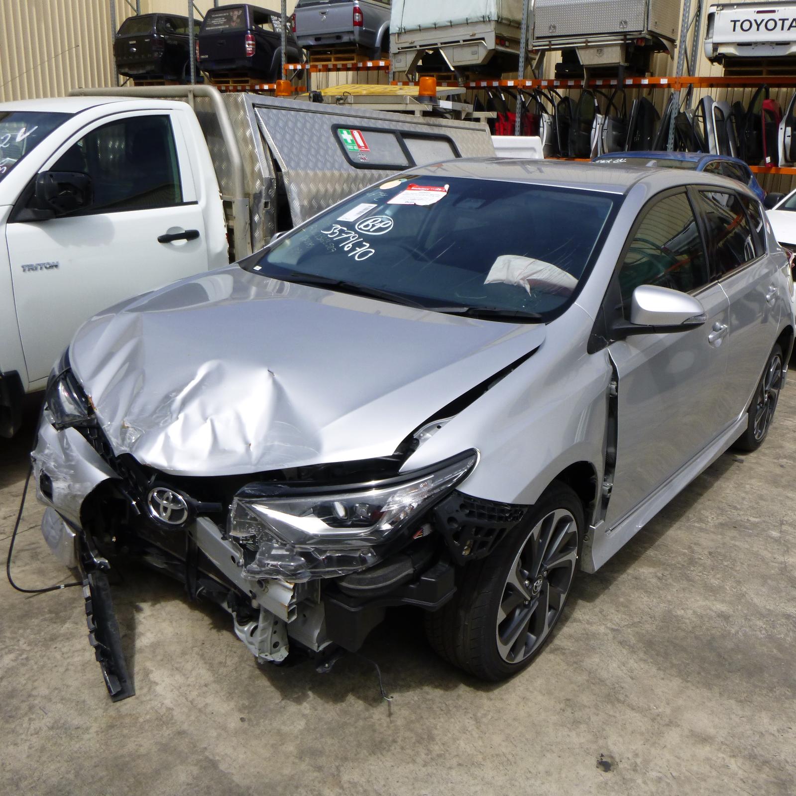 Gear Stick/Shifter Corolla Toyota 2017