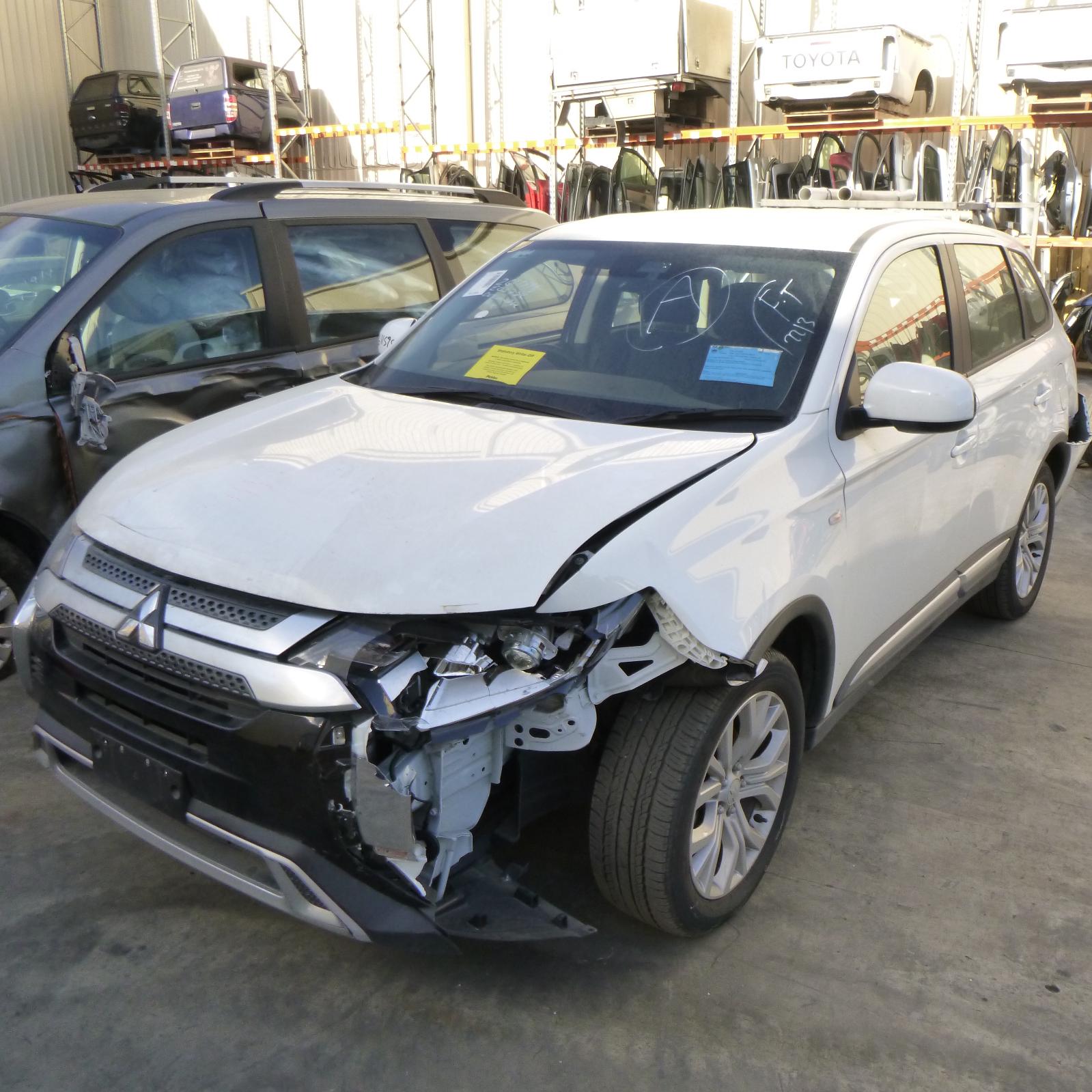 Wheel Arch Flare Outlander Mitsubishi 2021