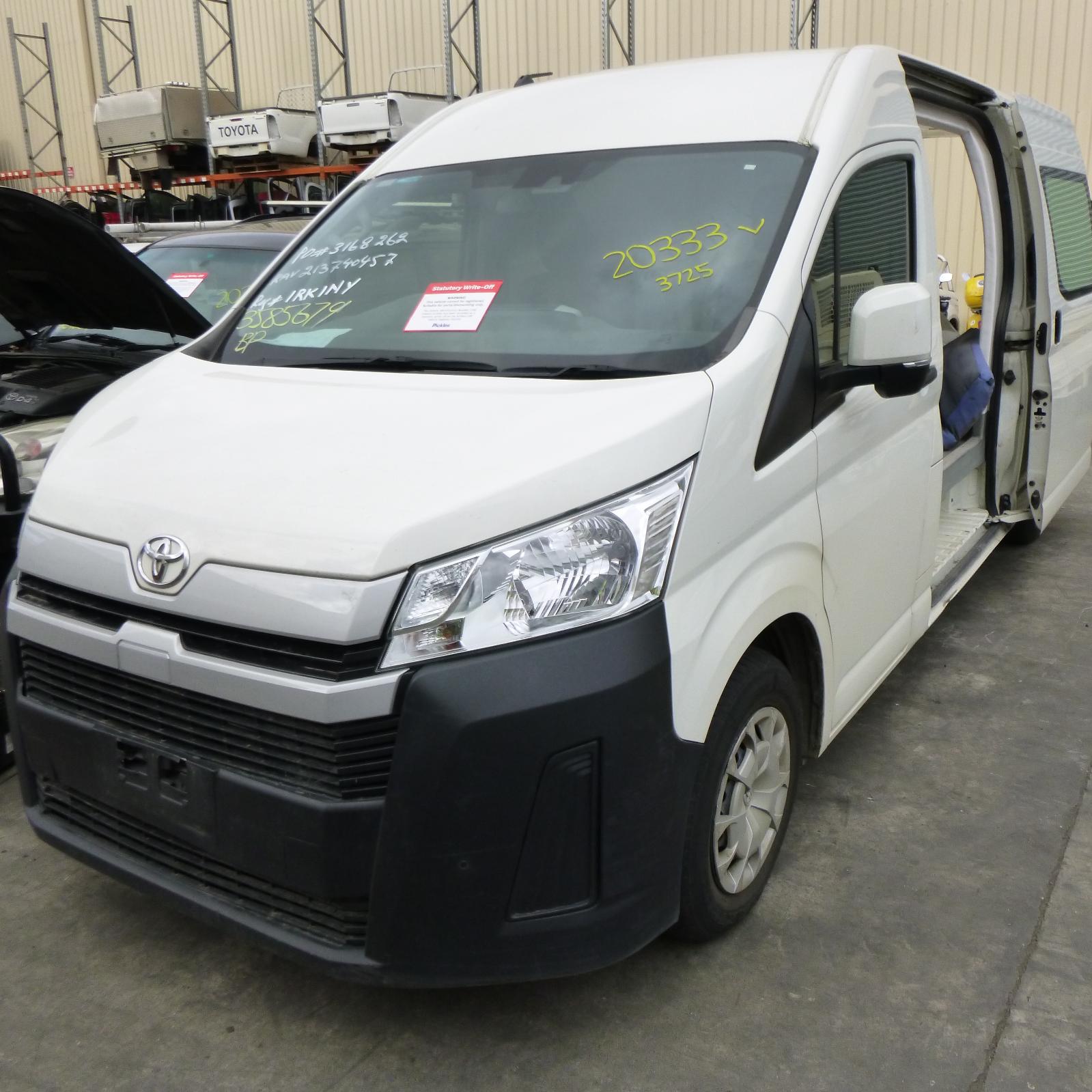 Left Indicator/Fog/Side Hiace Toyota 2020