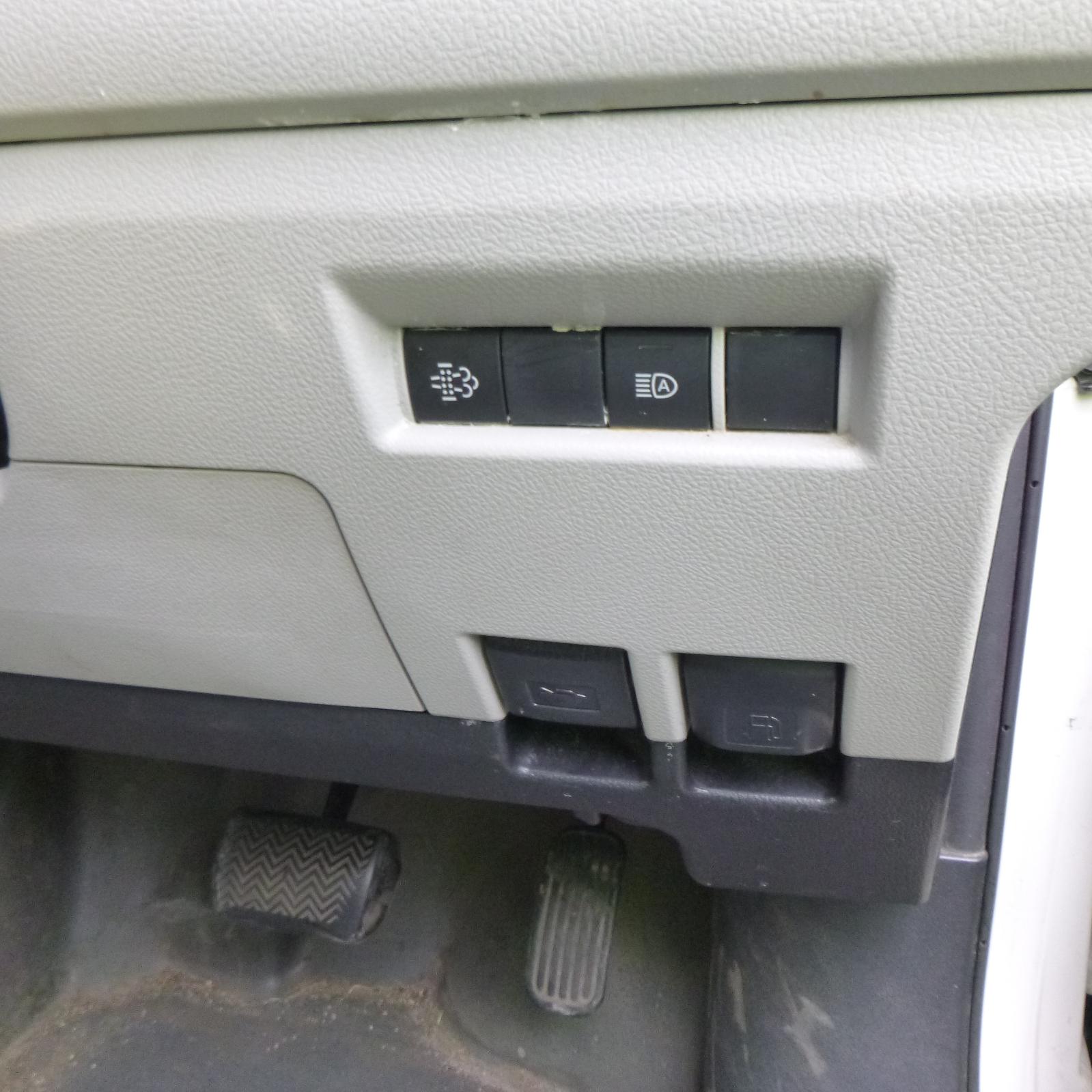 Left Indicator/Fog/Side Hiace Toyota 2020