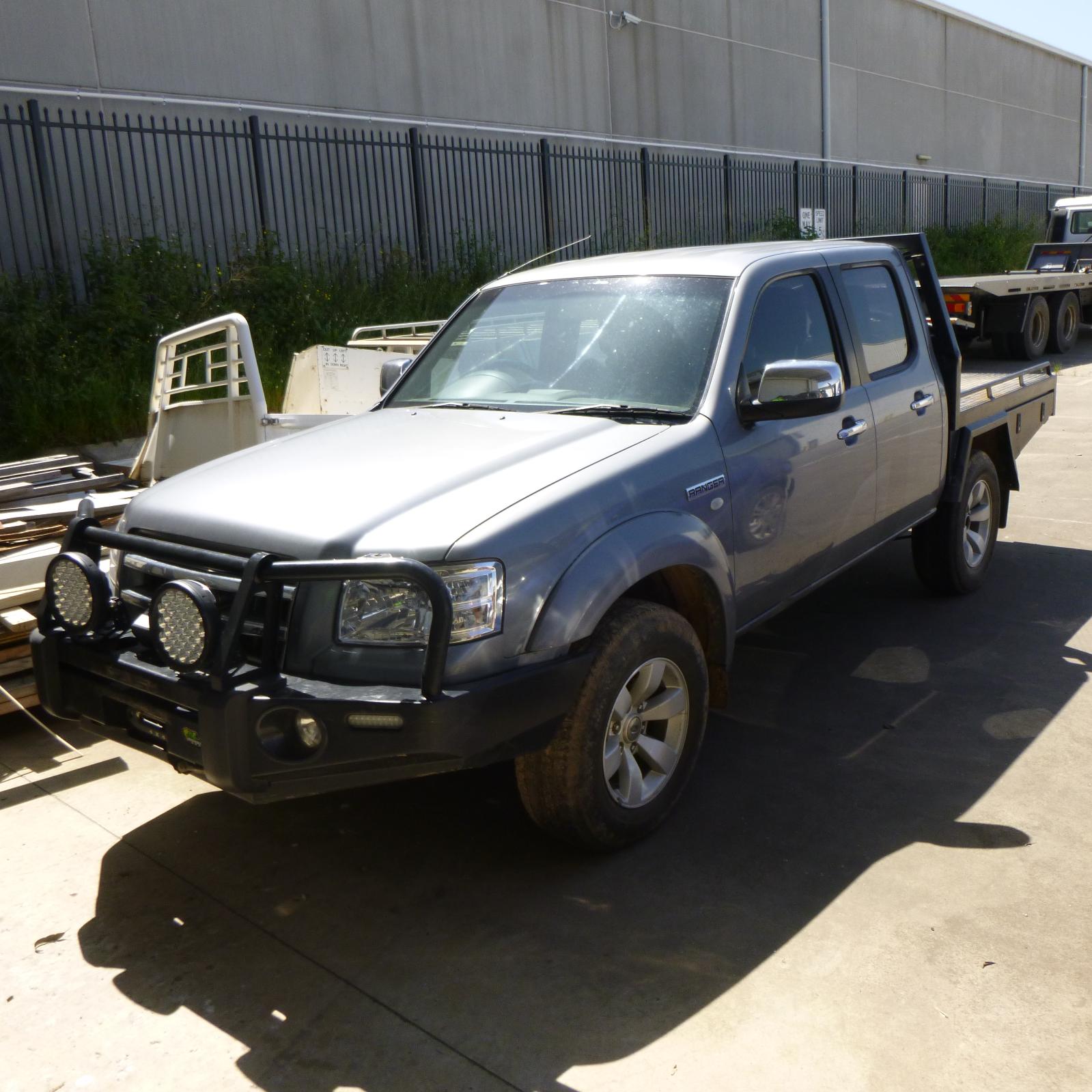 Bonnet Hinge/Strut Ranger Ford 2007