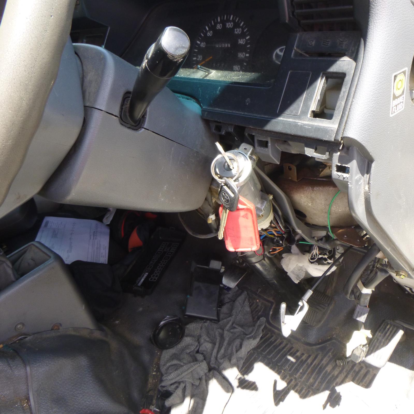 Door/Boot/Gate Lock Hiace Toyota 2003