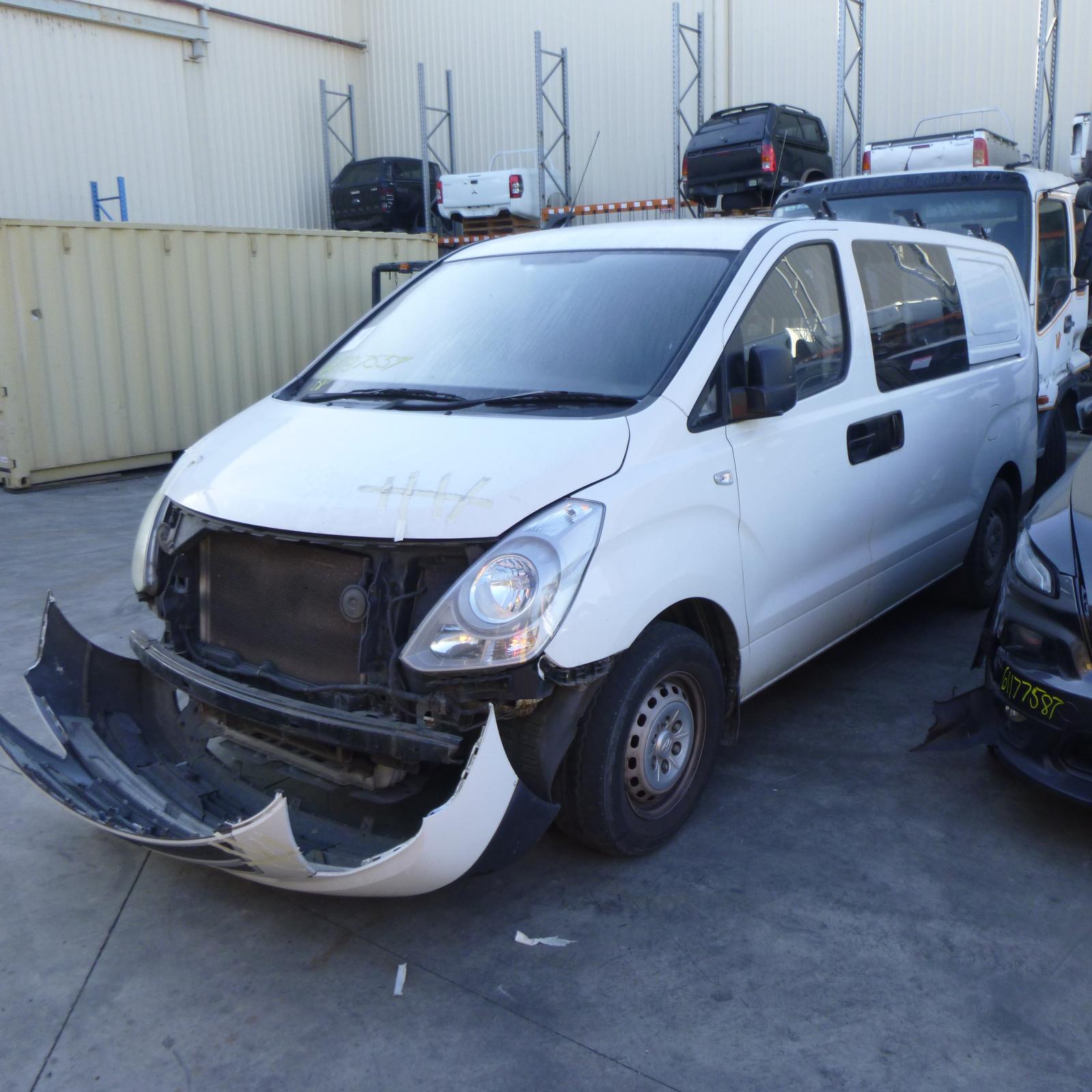 Bonnet Hinge/Strut Iload/imax Hyundai 2009