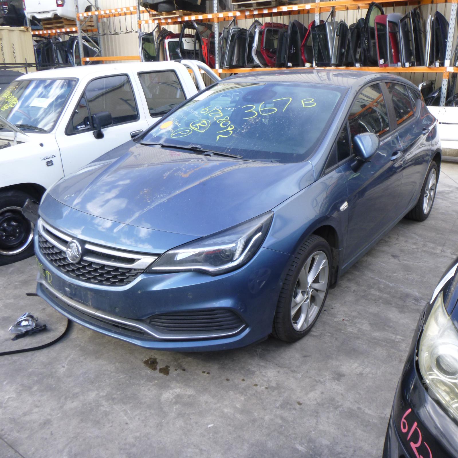 Mount Astra Holden 2017