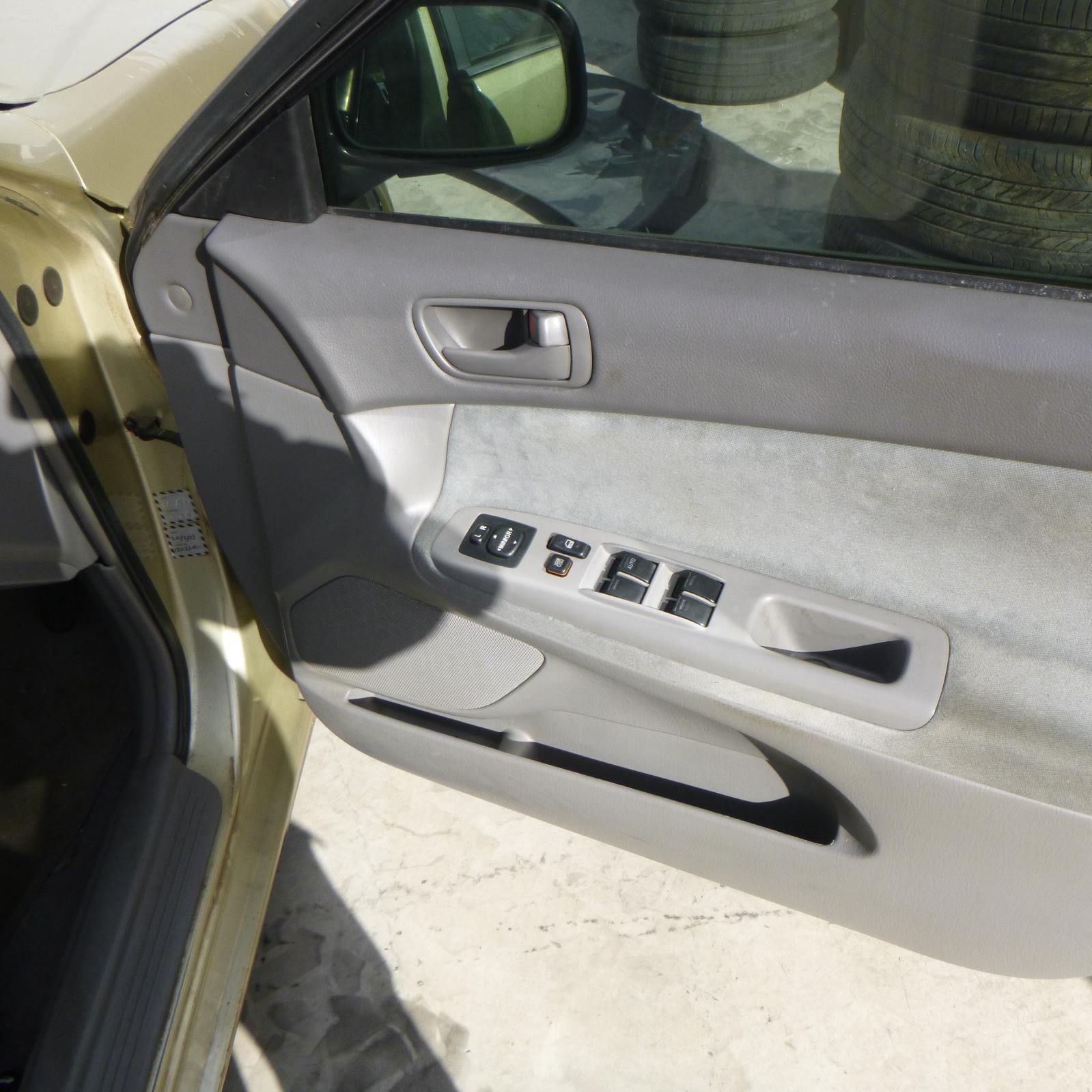 Right Rear Door Sliding Camry Toyota 2004