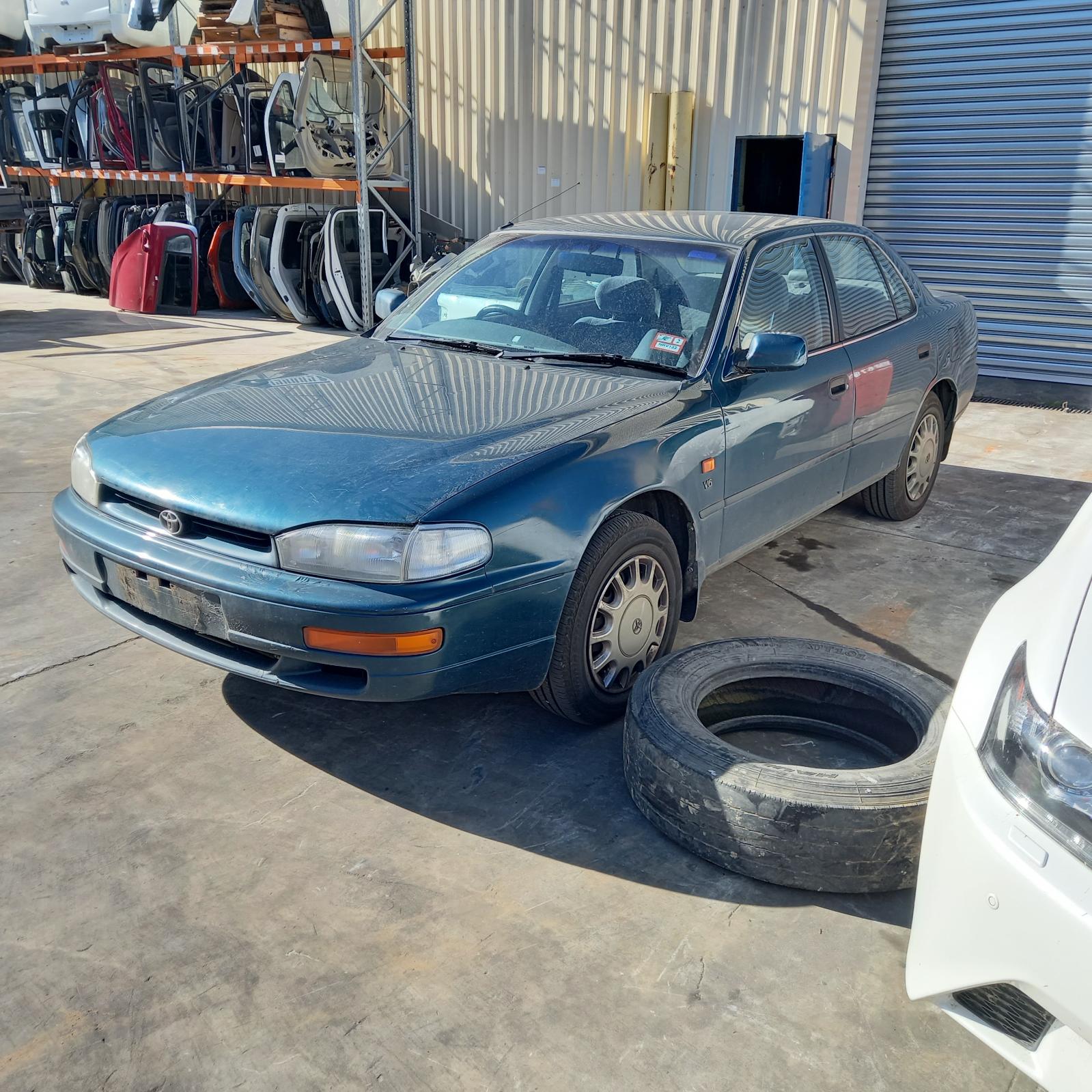 Left Indicator/Fog/Side Camry Toyota 1996