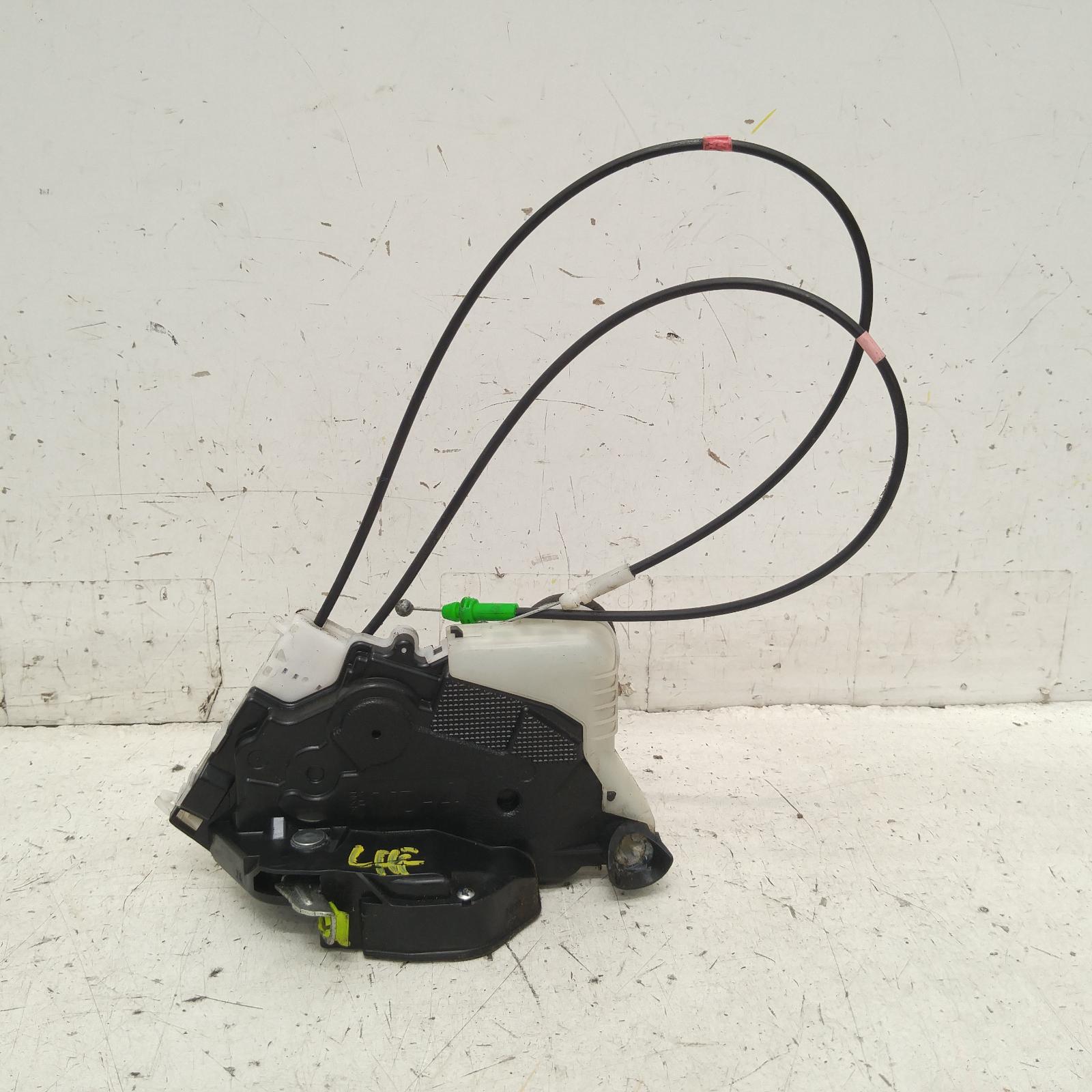 Door/Boot/Gate Lock Yaris Toyota 2011