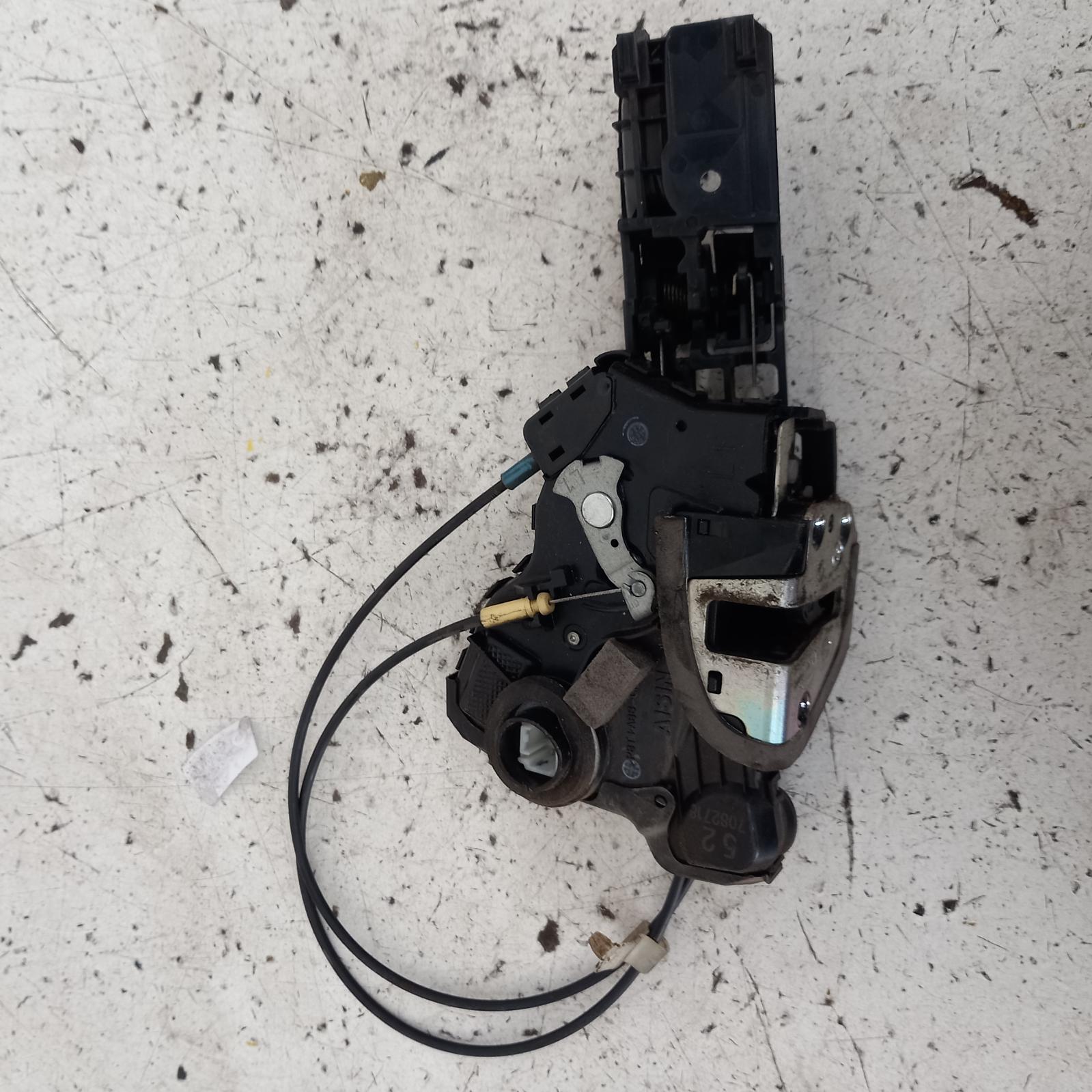 Door/Boot/Gate Lock Hiace Toyota 2007