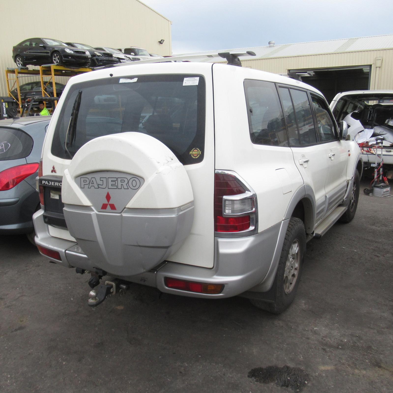 Spare Wheel Carrier Pajero Mitsubishi 2001