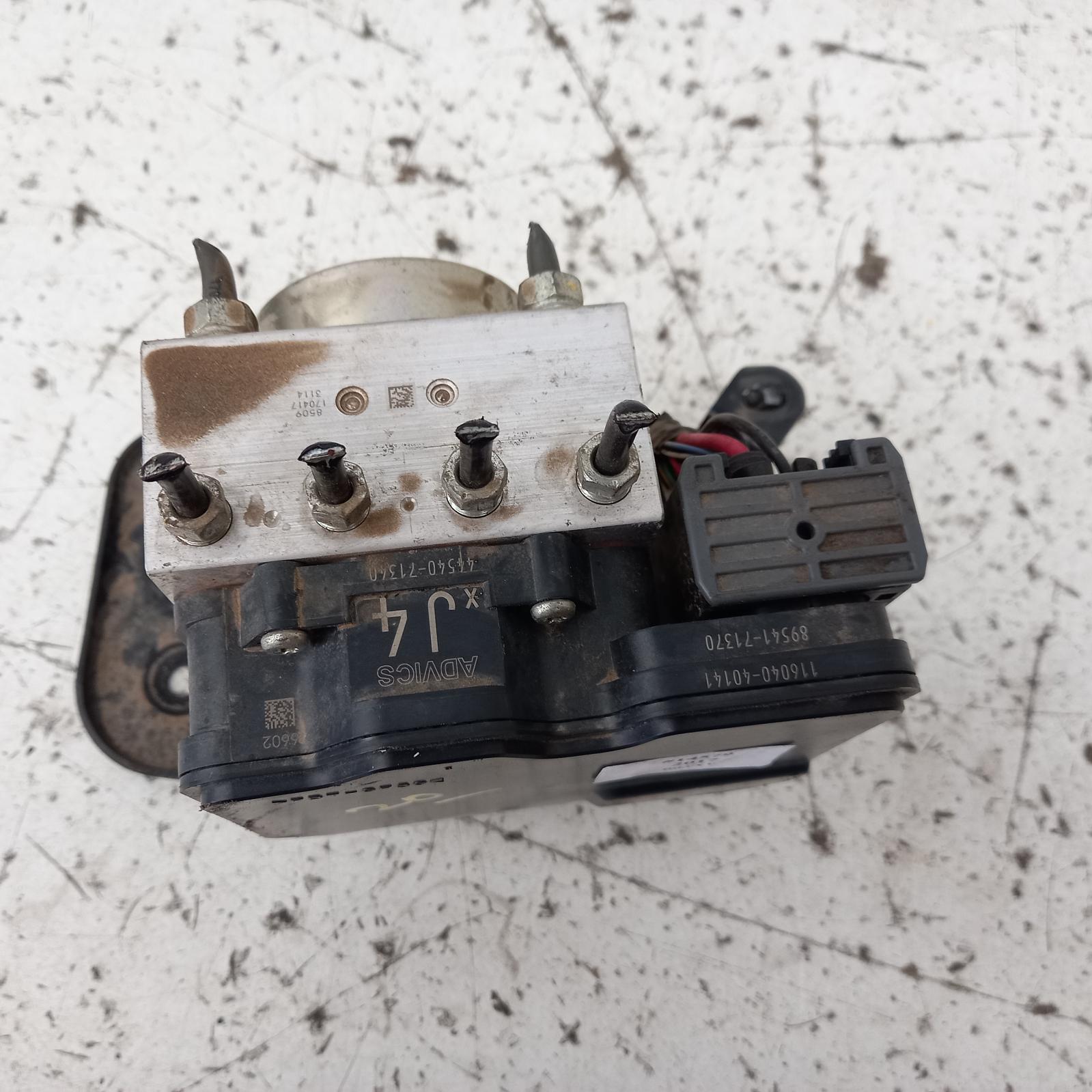 Abs Pump/Modulator Hilux Toyota 2017