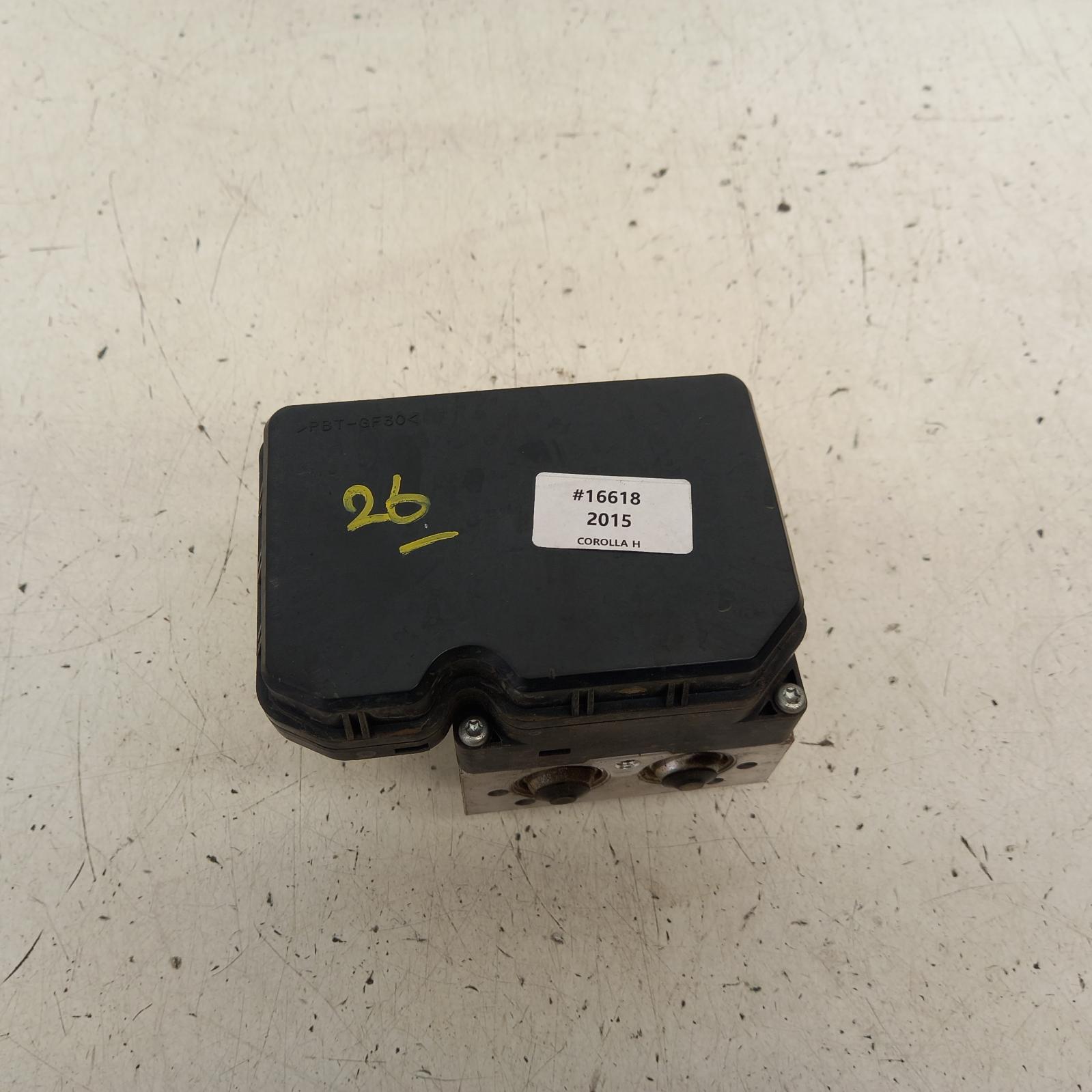 Abs Pump/Modulator Corolla Toyota 2015