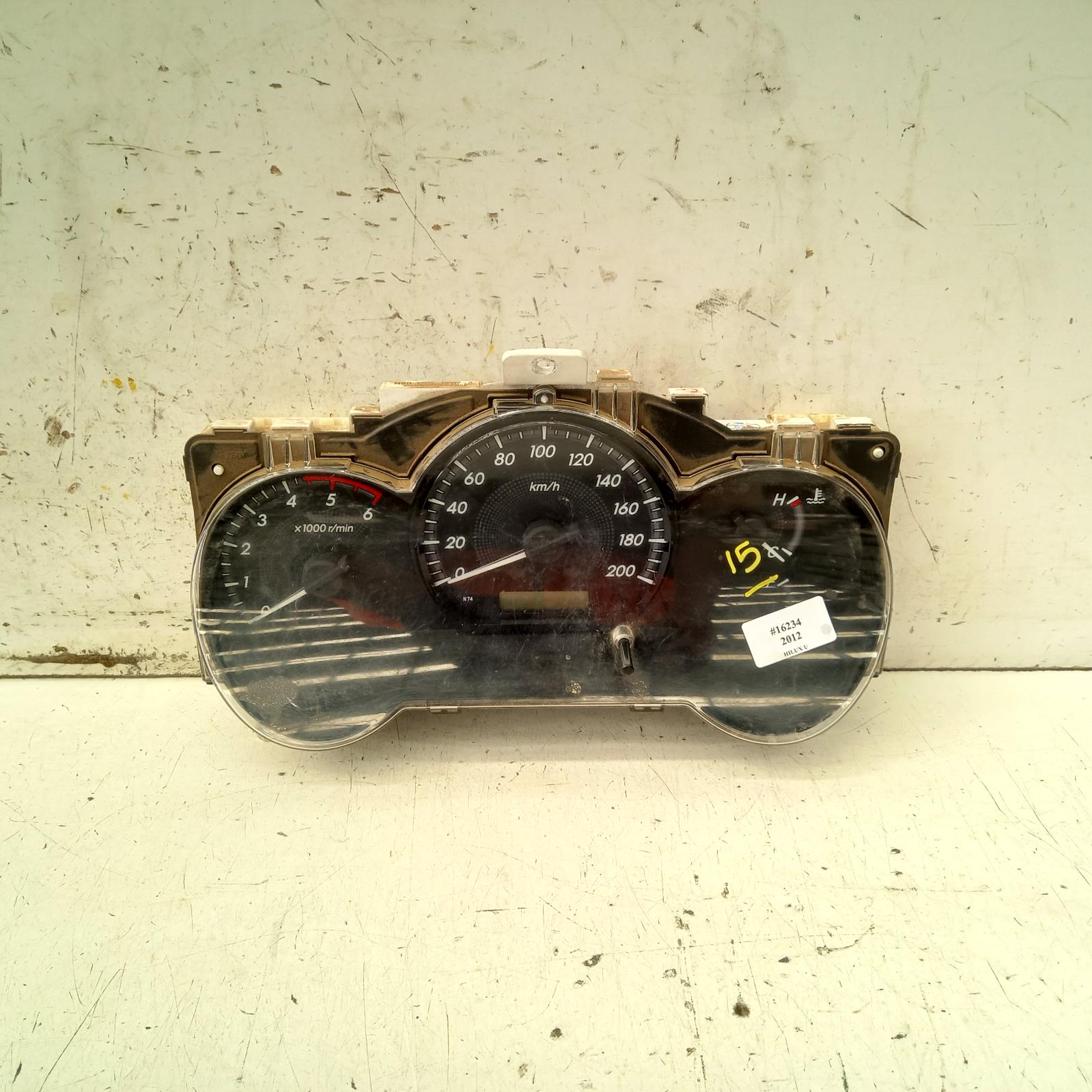 Instrument Cluster Hilux Toyota 2012