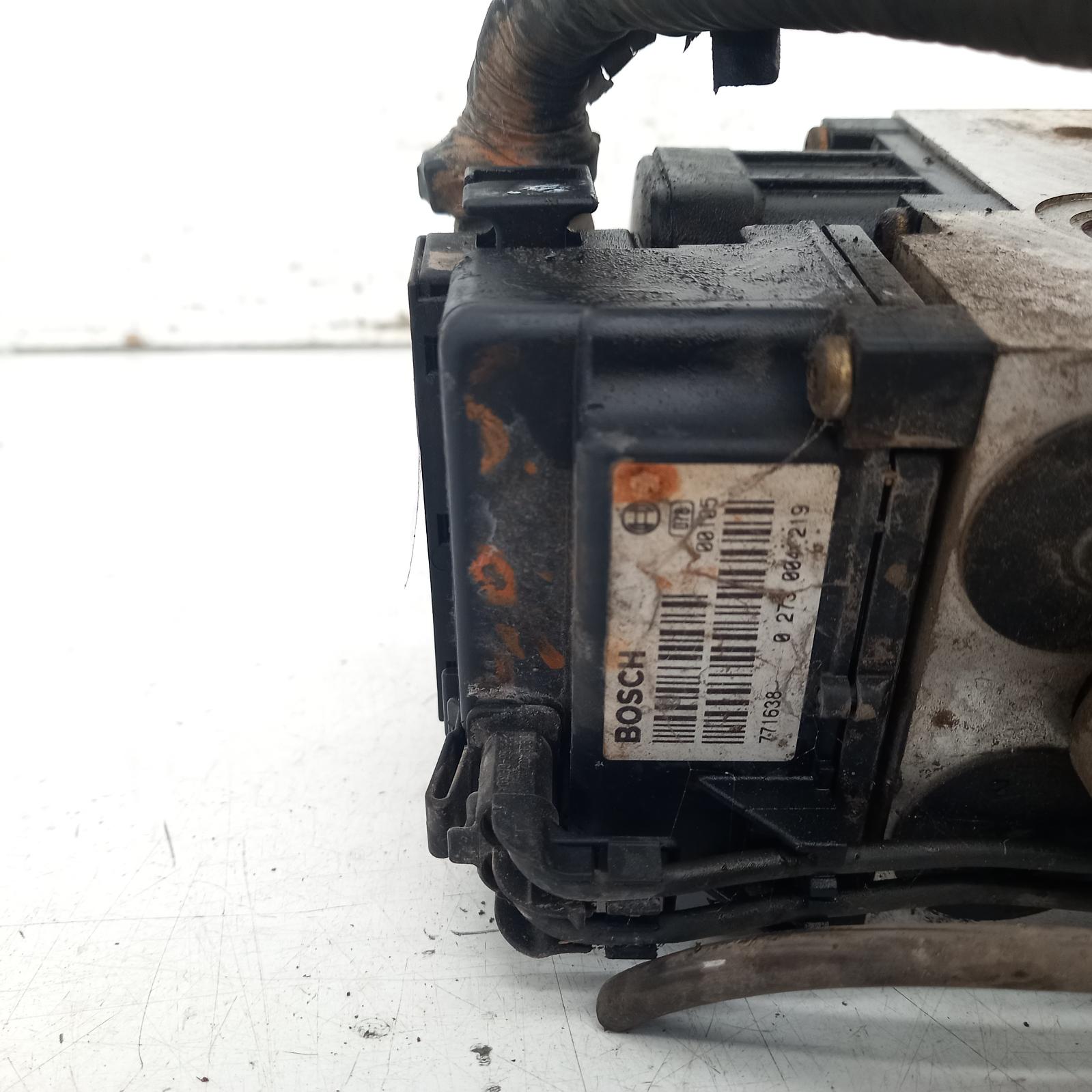 Abs Pump/Modulator Commodore Holden 1998