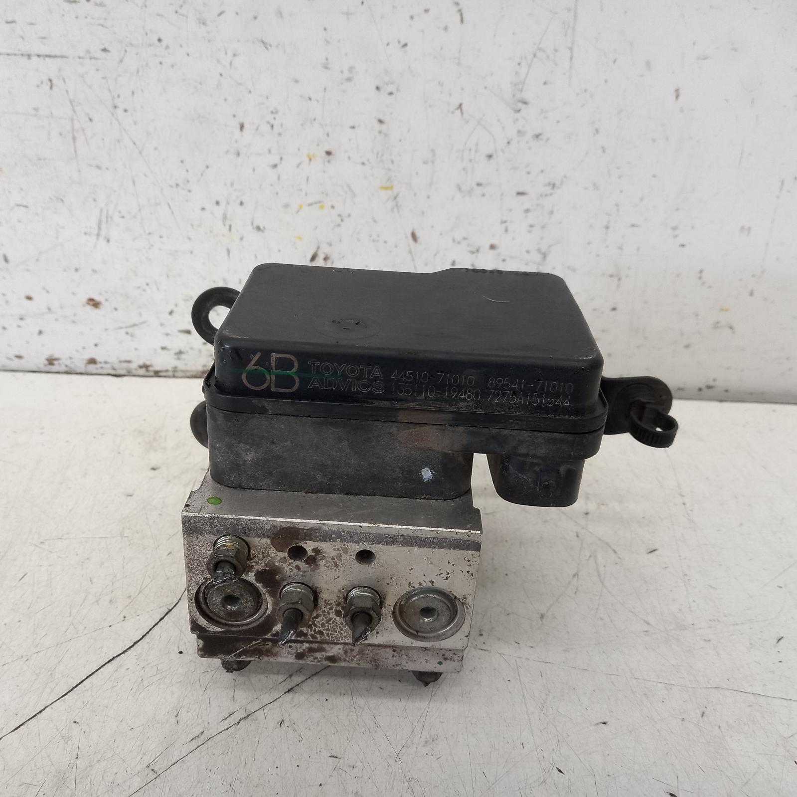 Abs Pump/Modulator Hilux Toyota 2015