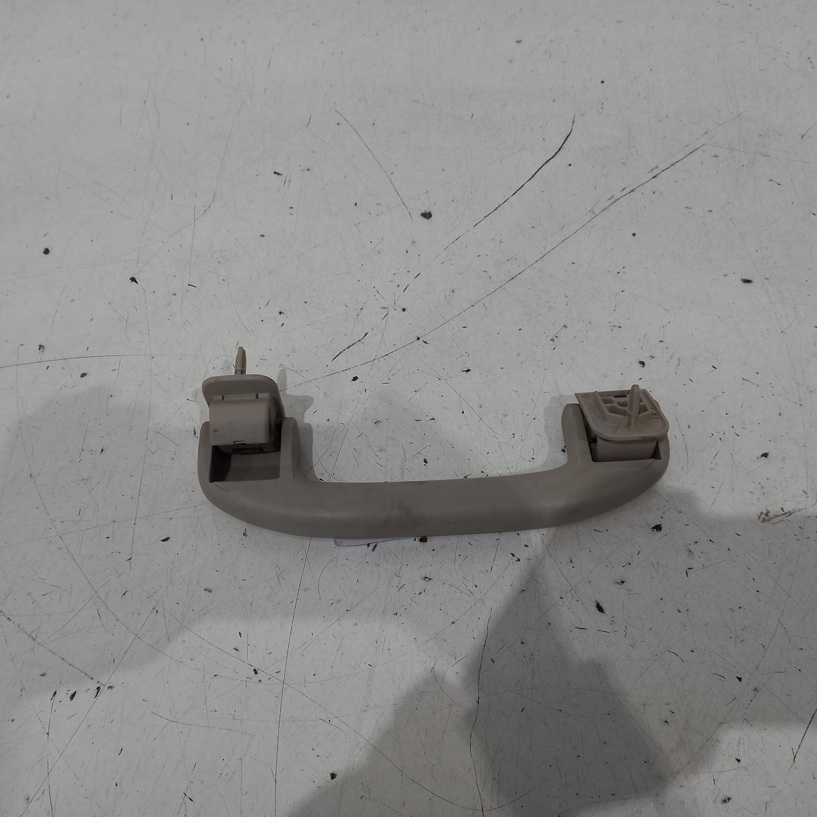 Grab Handle Dmax Isuzu 2013