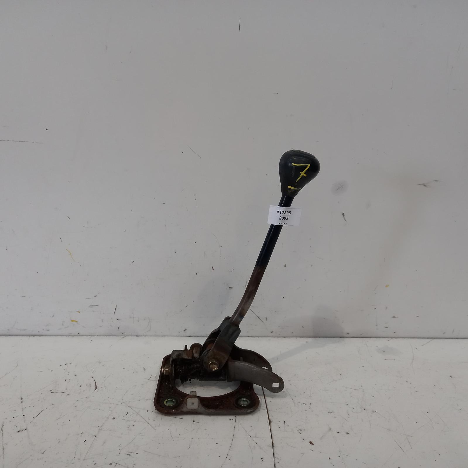 Gear Stick/Shifter Hiace Toyota 2003