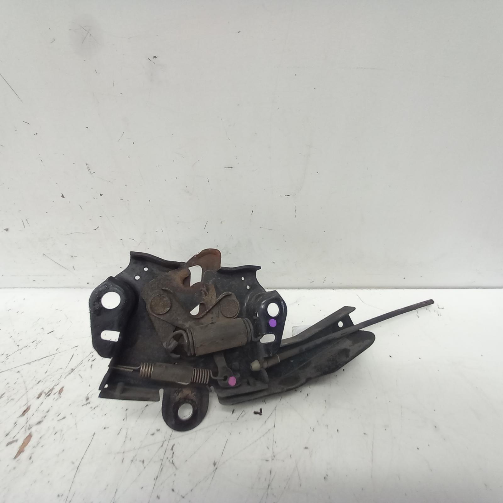 Bonnet Lock/Support Bt50 Mazda 2014