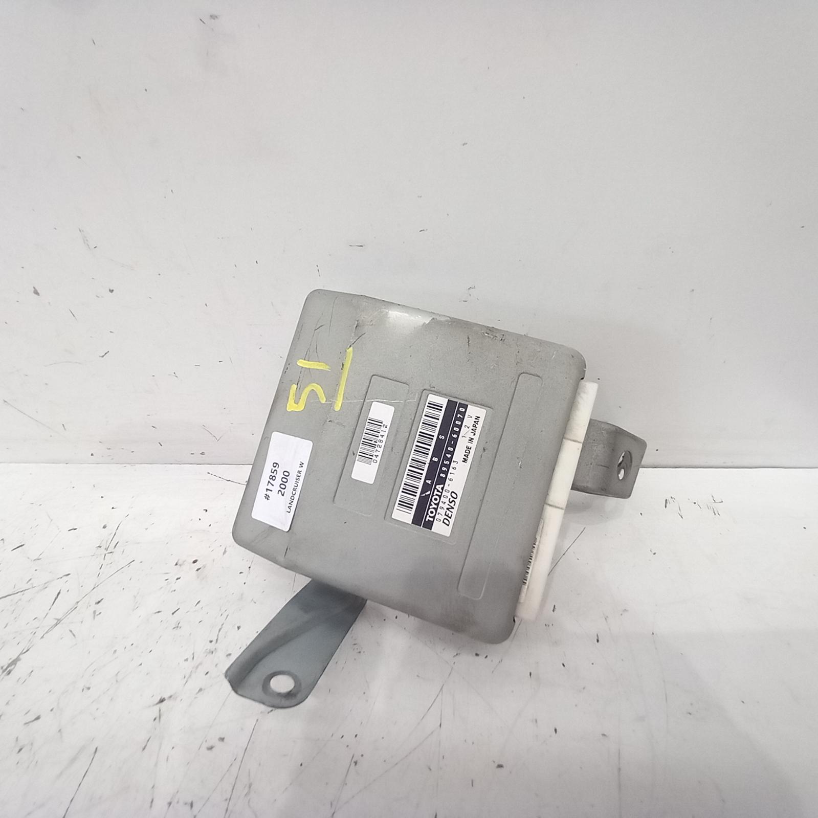 Ecu Landcruiser Toyota 2000