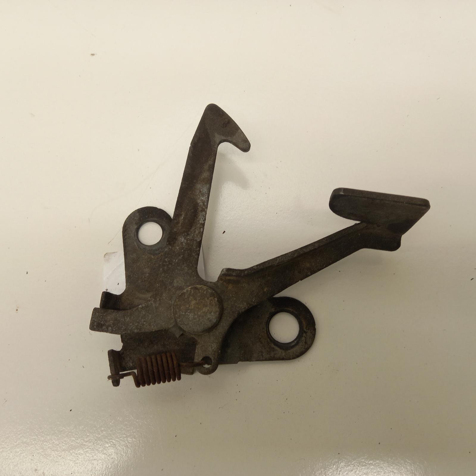 Bonnet Lock/Support Landcruiser Toyota 2000