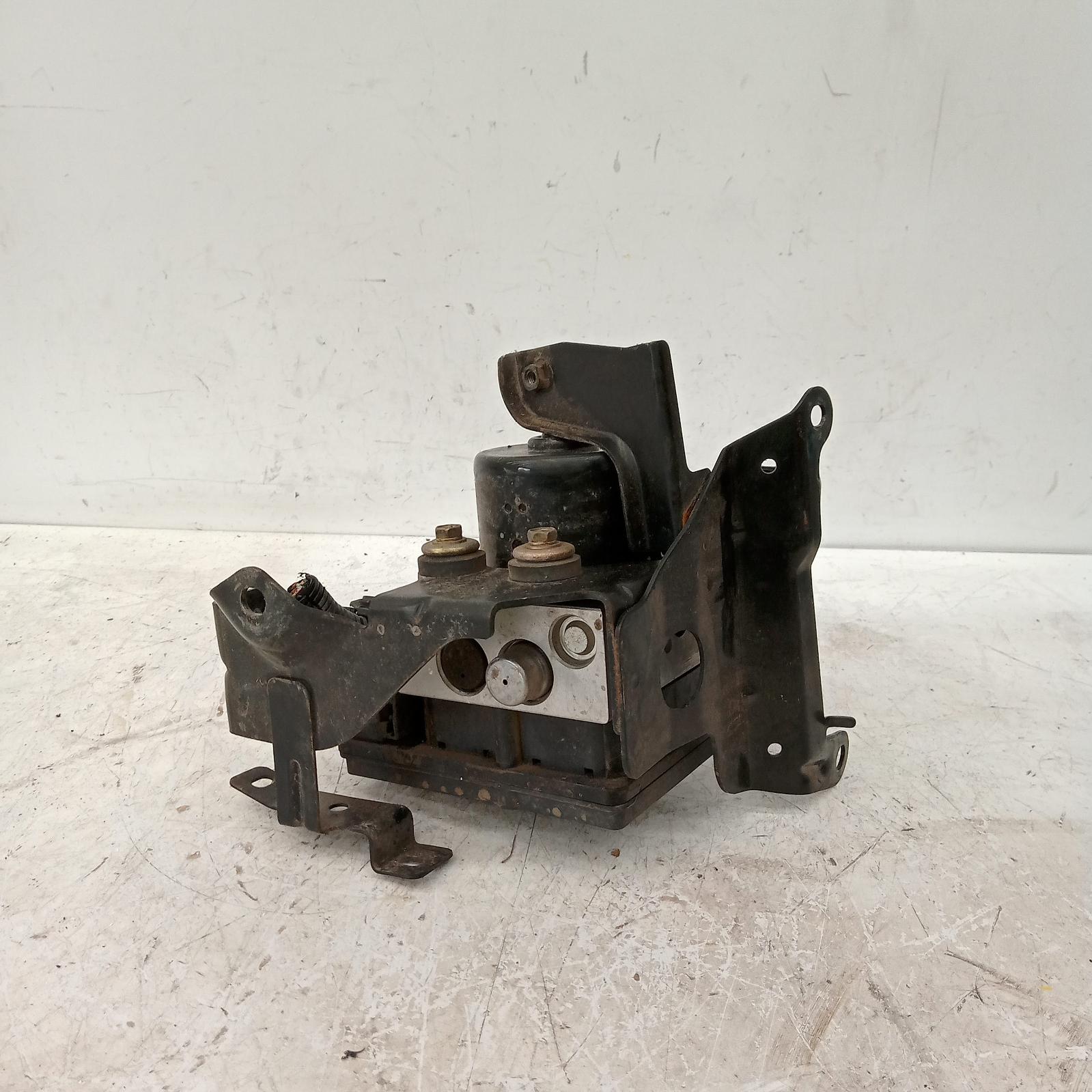 Abs Pump/Modulator Navara Nissan 2006