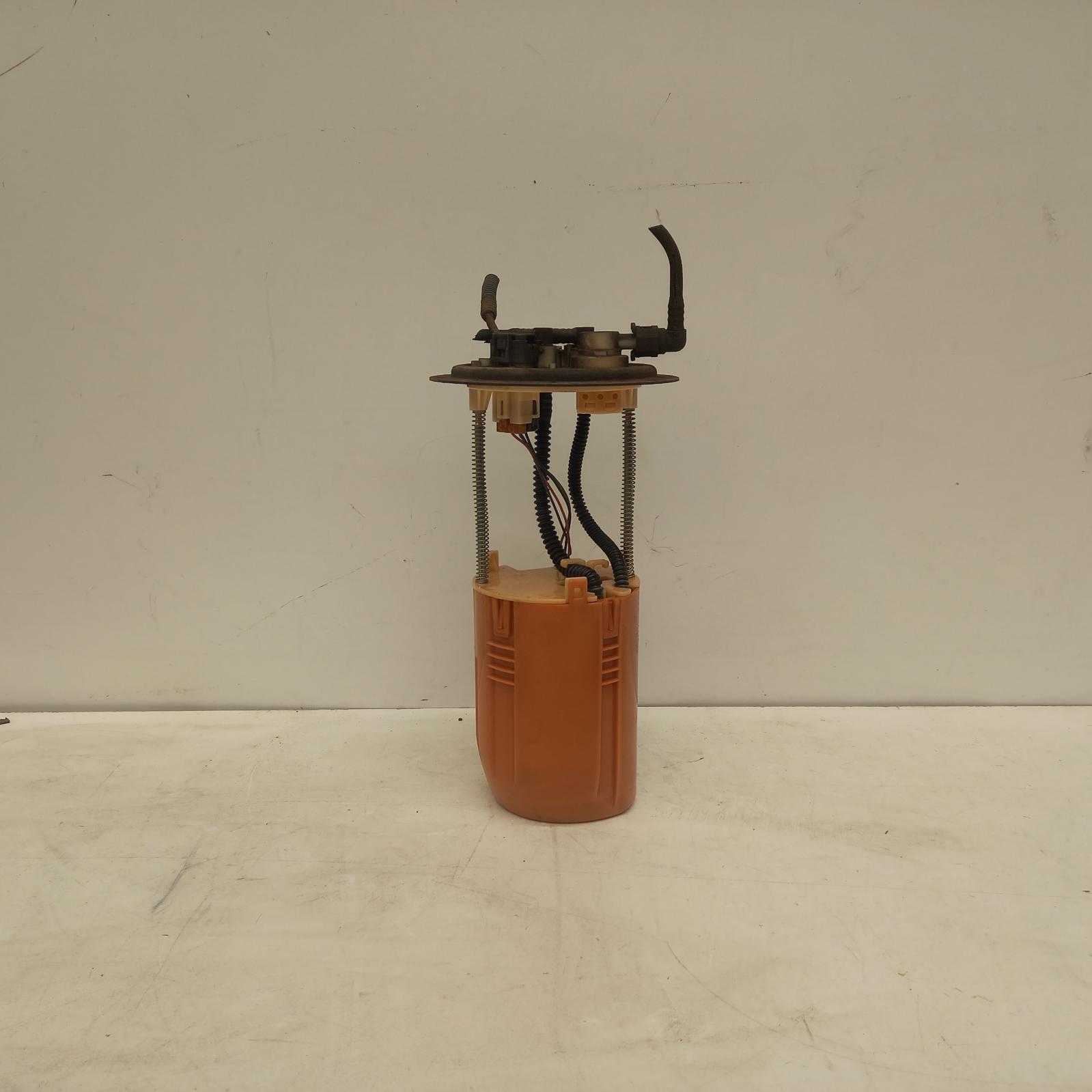 Fuel Pump Hiace Toyota 2007