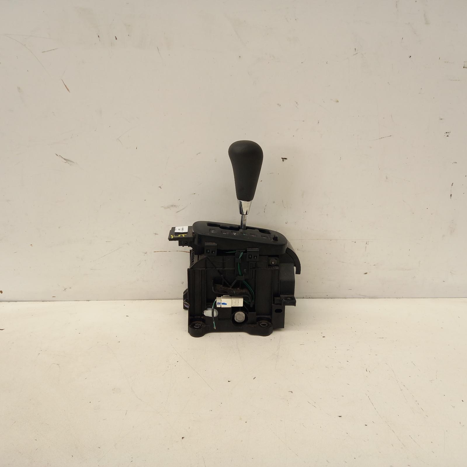 Gear Stick/Shifter Hilux Toyota 2007