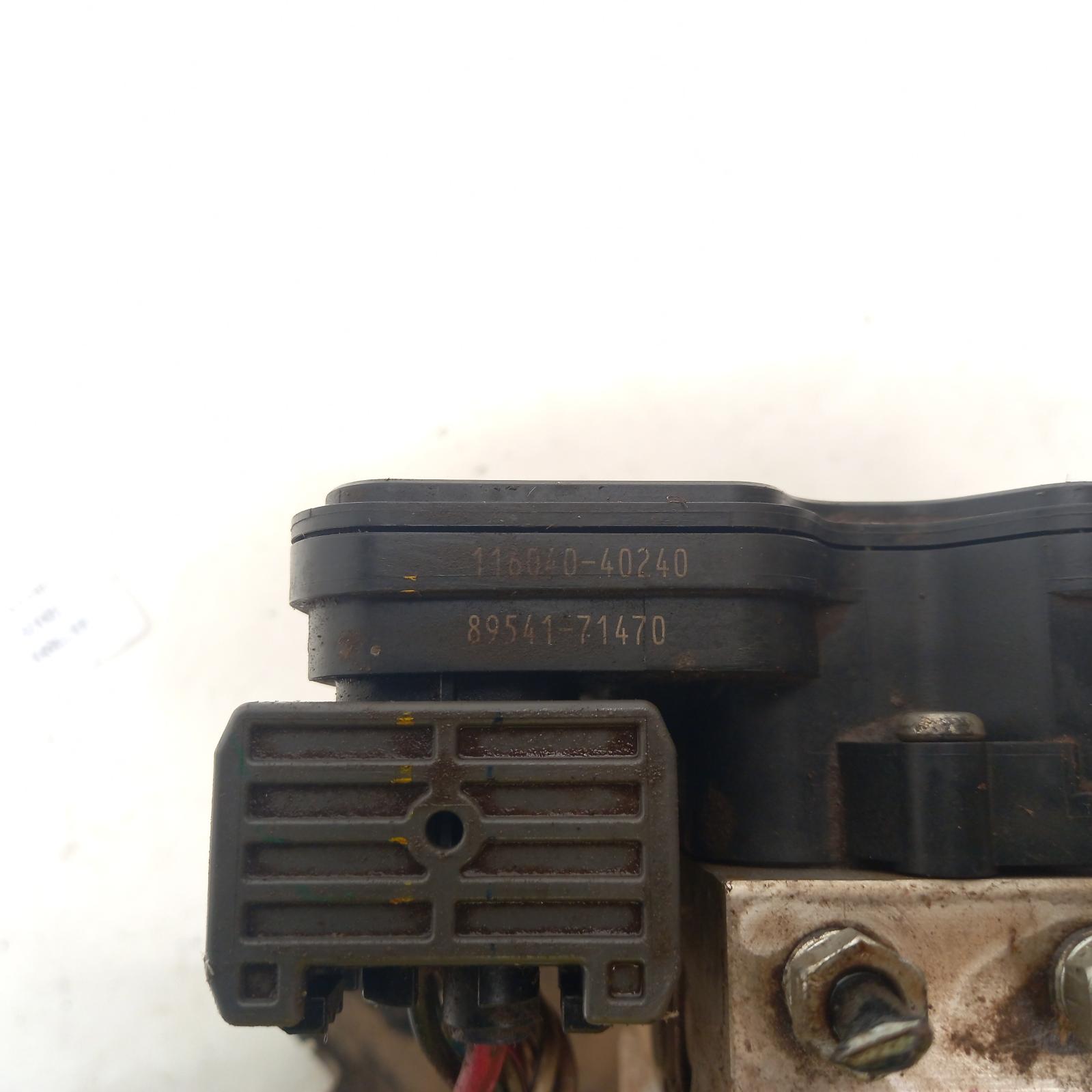 Abs Pump/Modulator Hilux Toyota 2015