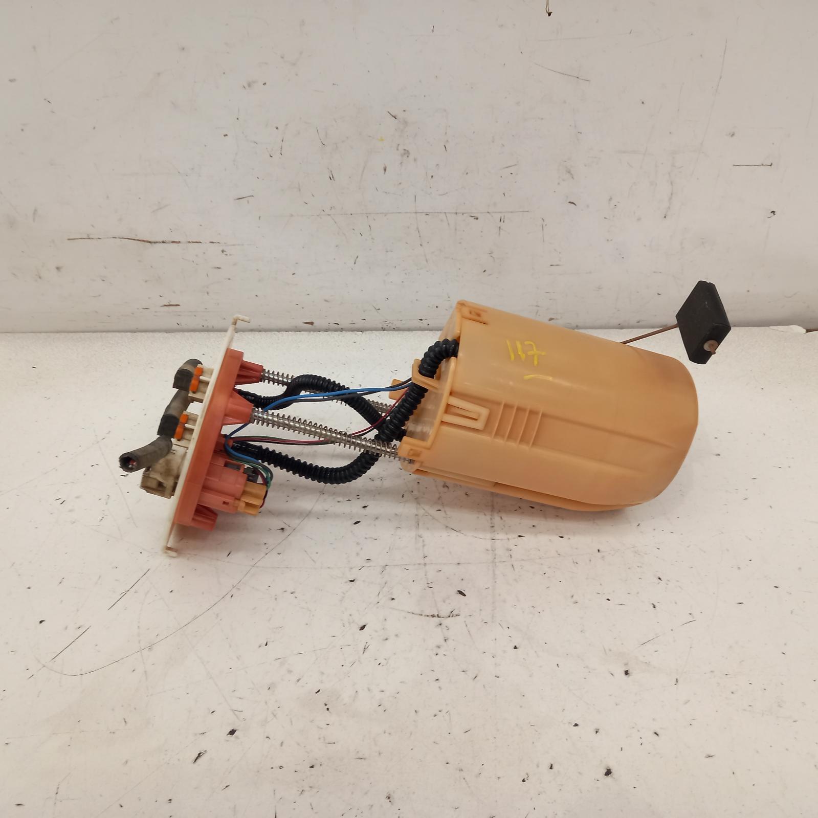 Fuel Pump Hilux Toyota 2018