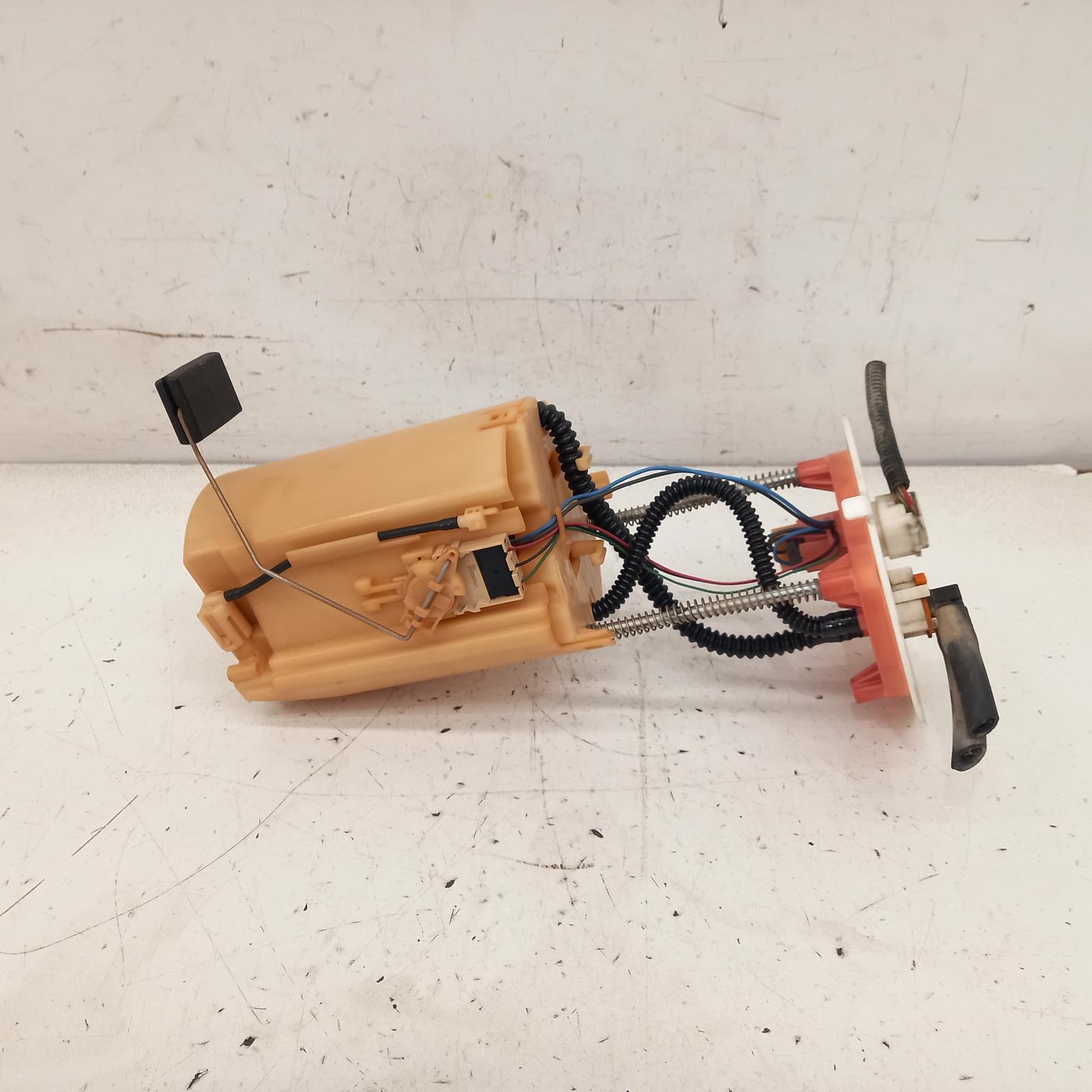 Fuel Pump Hilux Toyota 2018