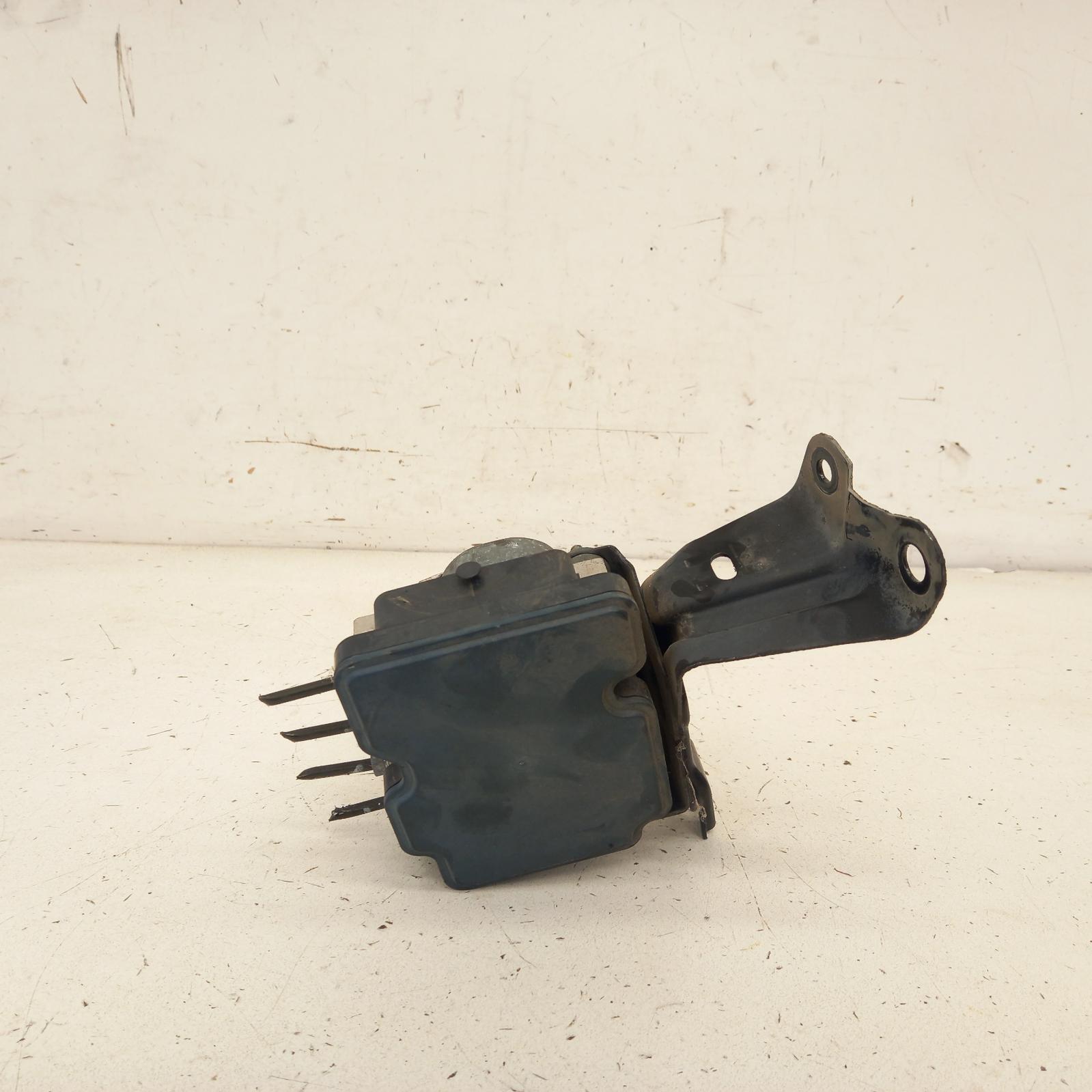 Abs Pump/Modulator Camry Toyota 2014