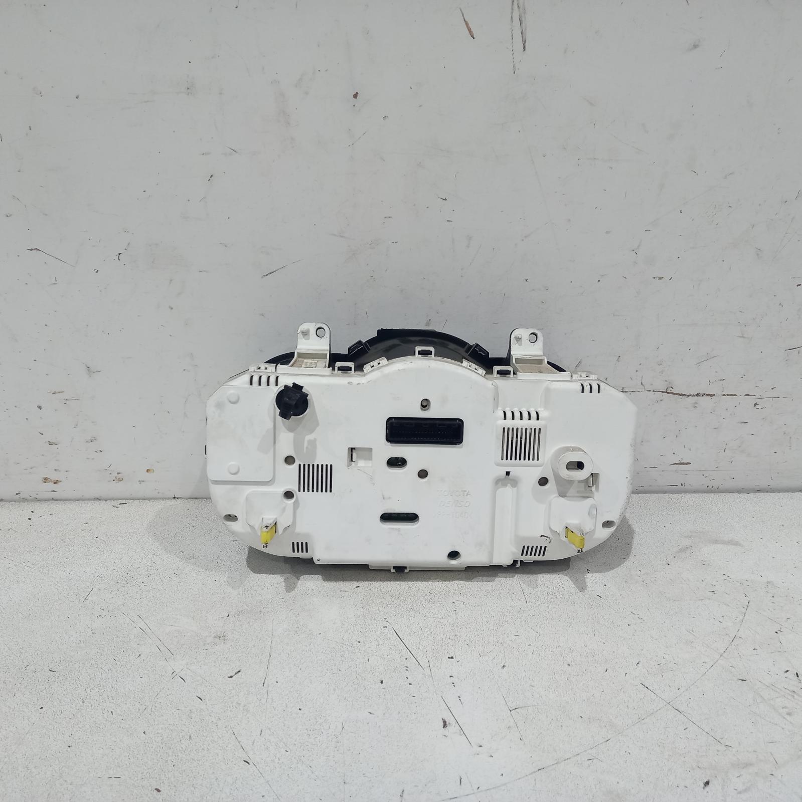 Instrument Cluster Rav4 Toyota 2006