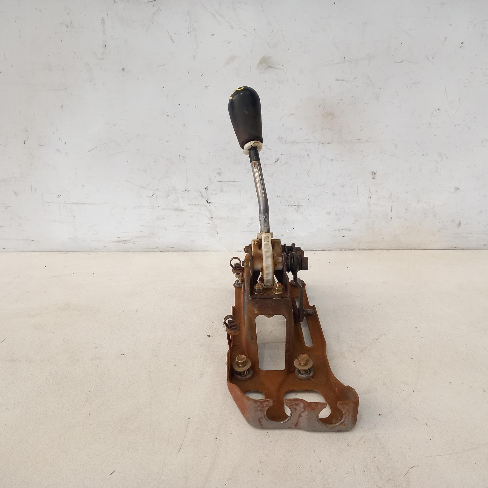 Gear Stick/Shifter Rav4 Toyota 1994