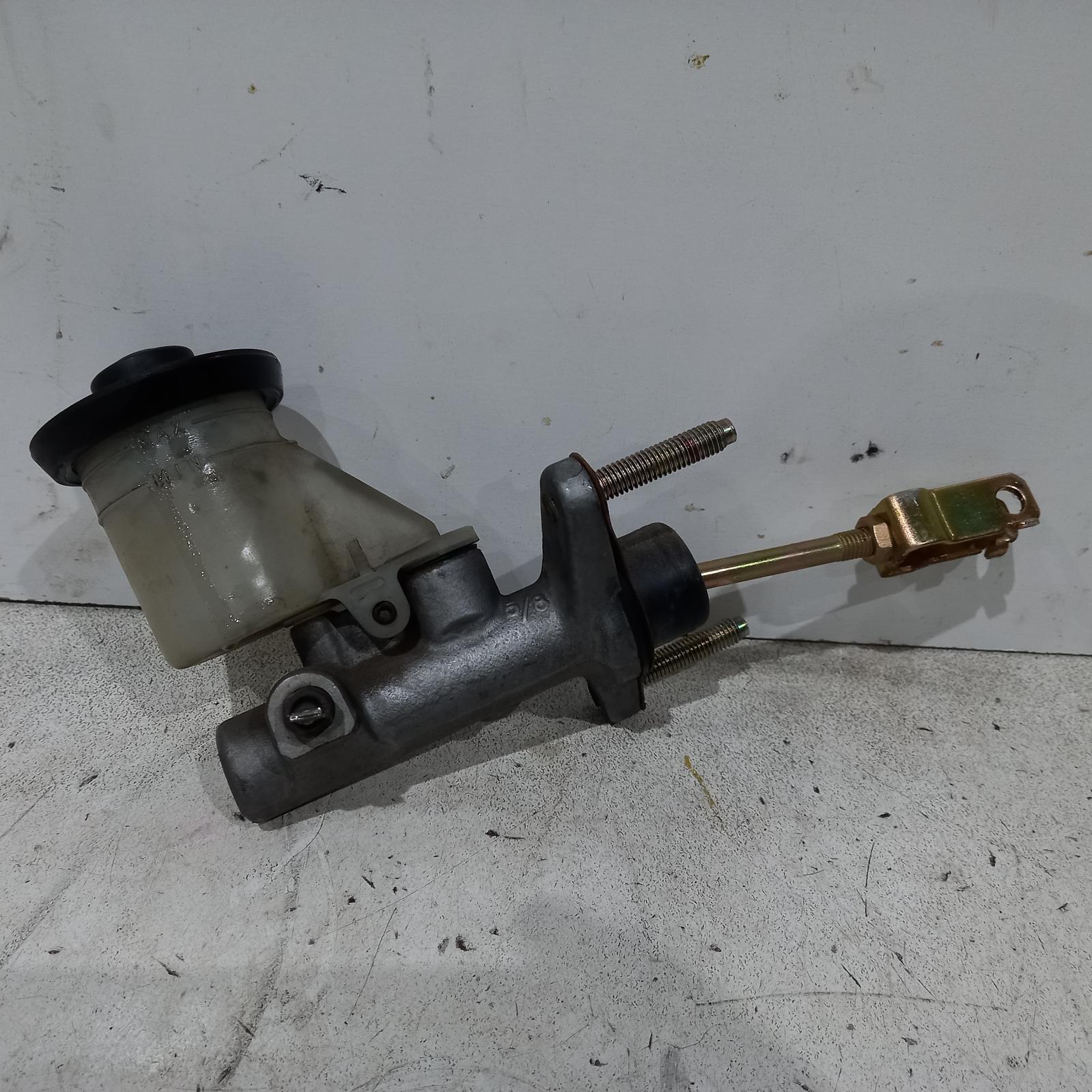 Clutch Master Cylind Corolla Toyota 1997