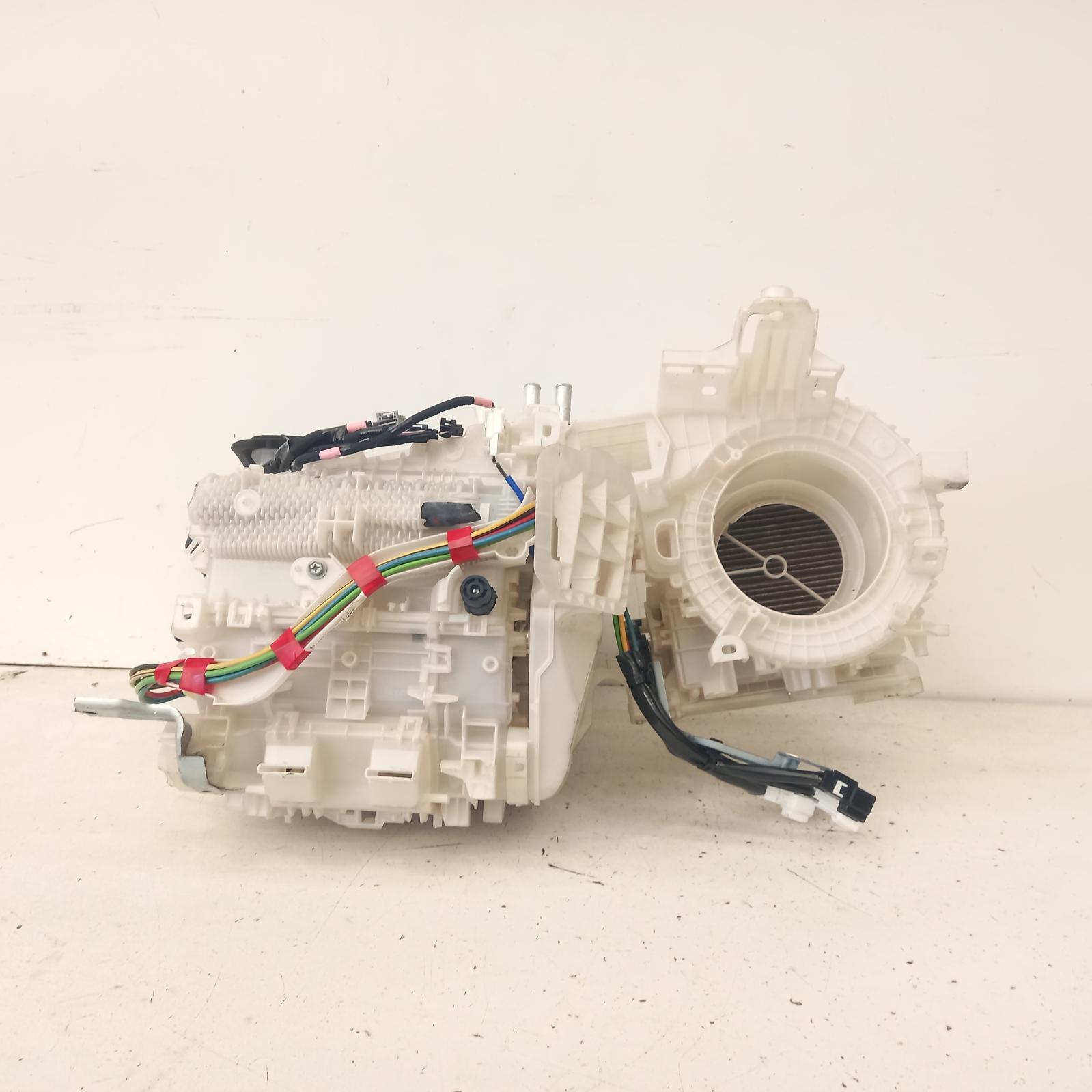 Heater Core/Box Hiace Toyota 2019