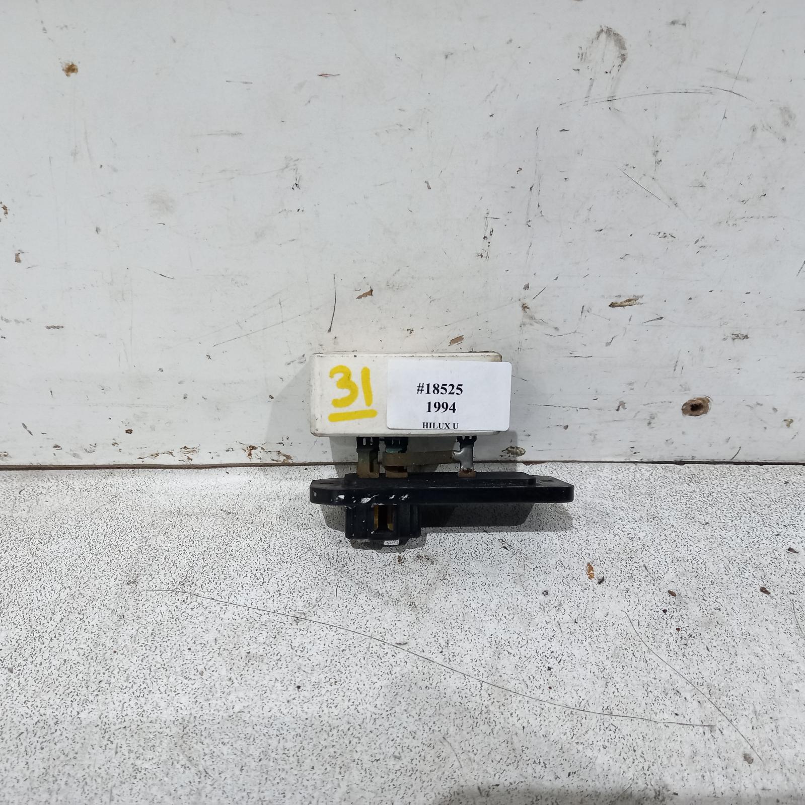 Fan Speed Resistor Hilux Toyota 1994