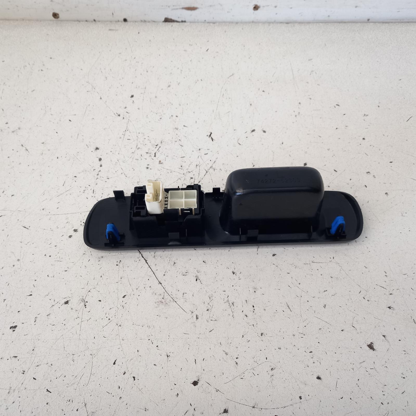 Pwr Dr Wind Switch Prius Toyota 2017