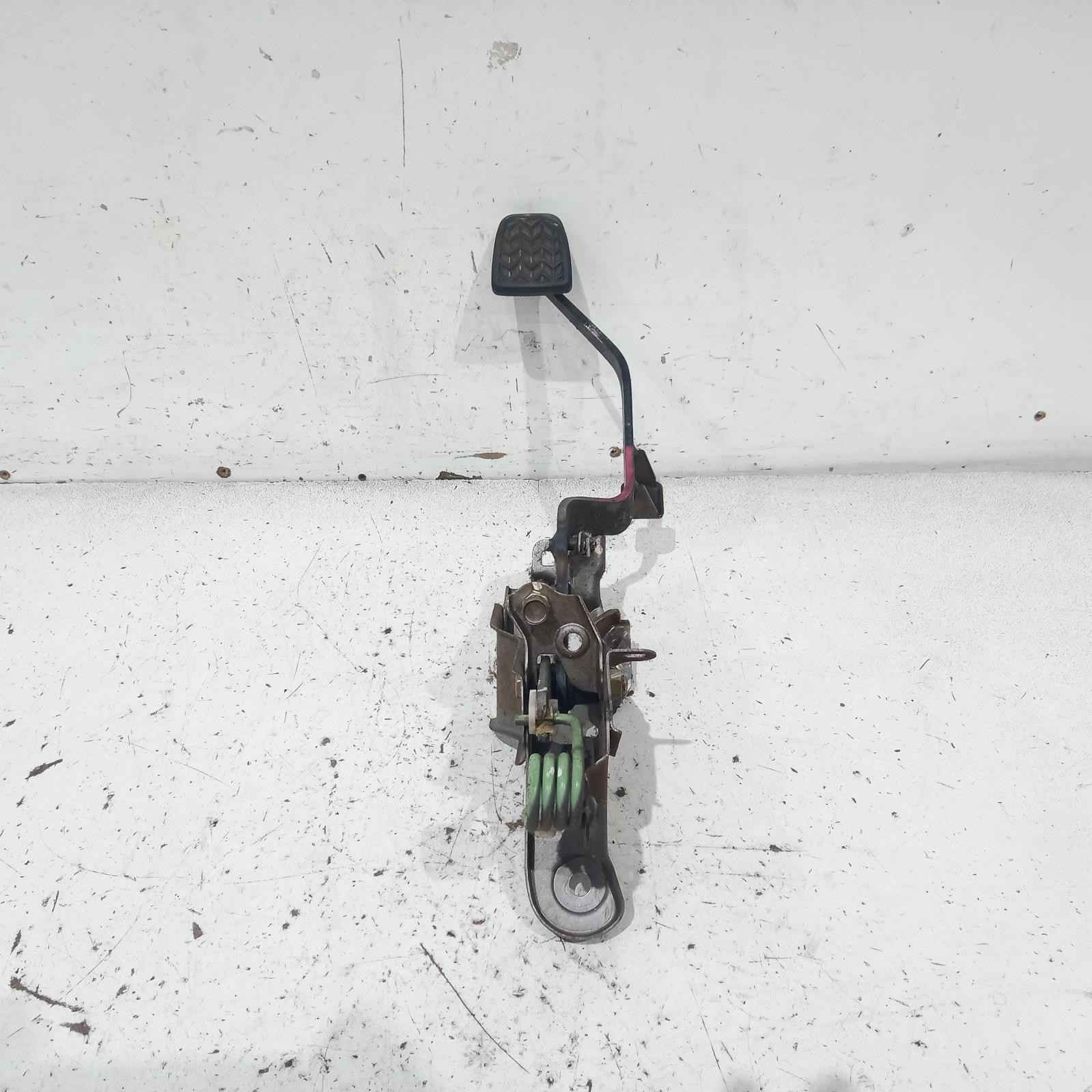Pedal Assembly Rav4 Toyota 2003