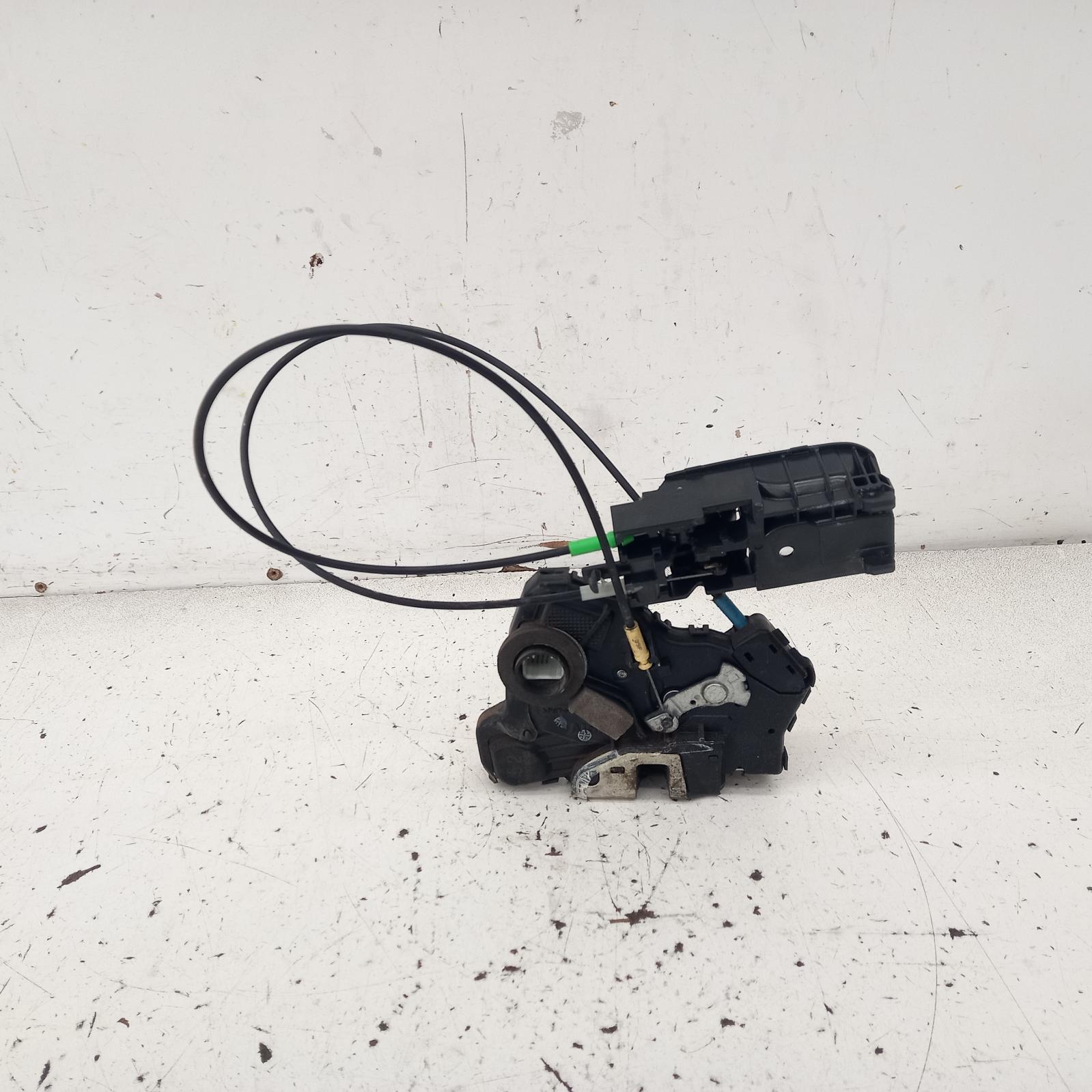 Door/Boot/Gate Lock Hiace Toyota 2006