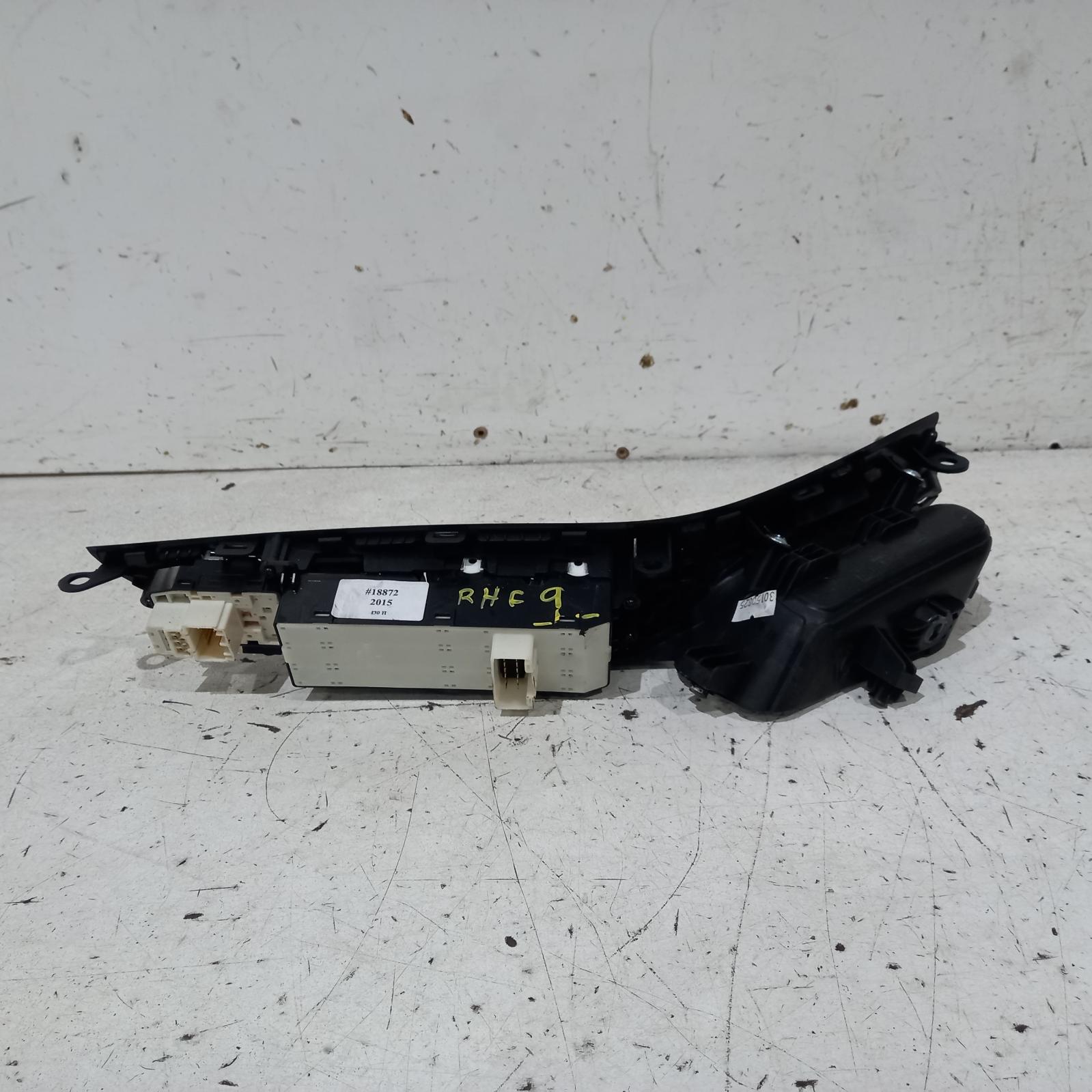 Pwr Dr Wind Switch I30 Hyundai 2015