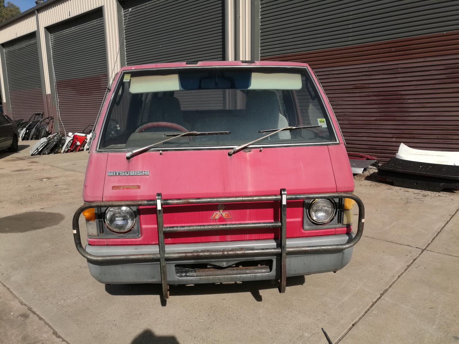 Right Rear Door Window L300 Mitsubishi 1983