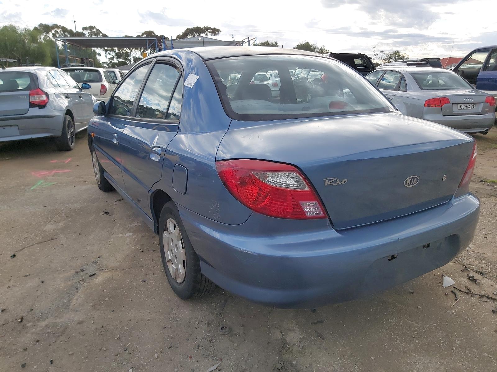 Right Indicator/Fog/Side Rio Kia 2002