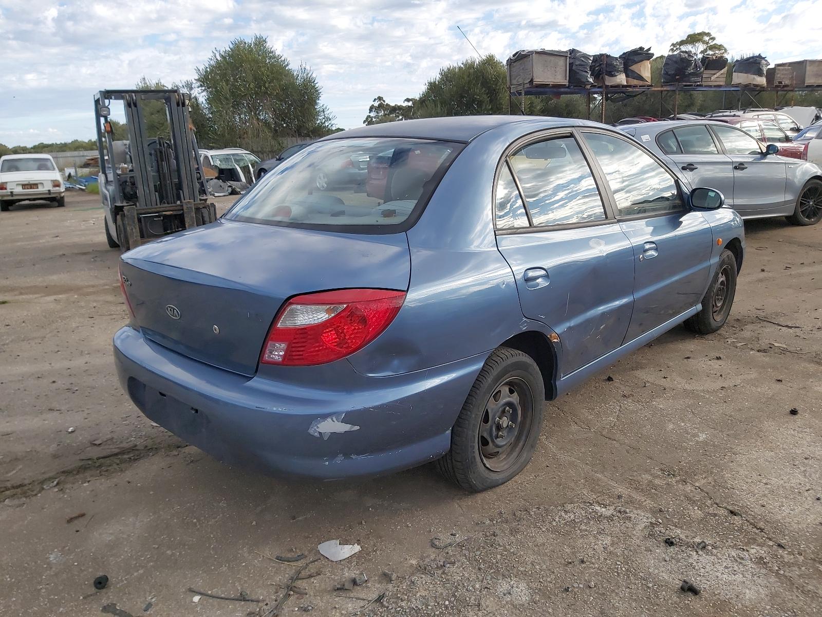 Right Indicator/Fog/Side Rio Kia 2002