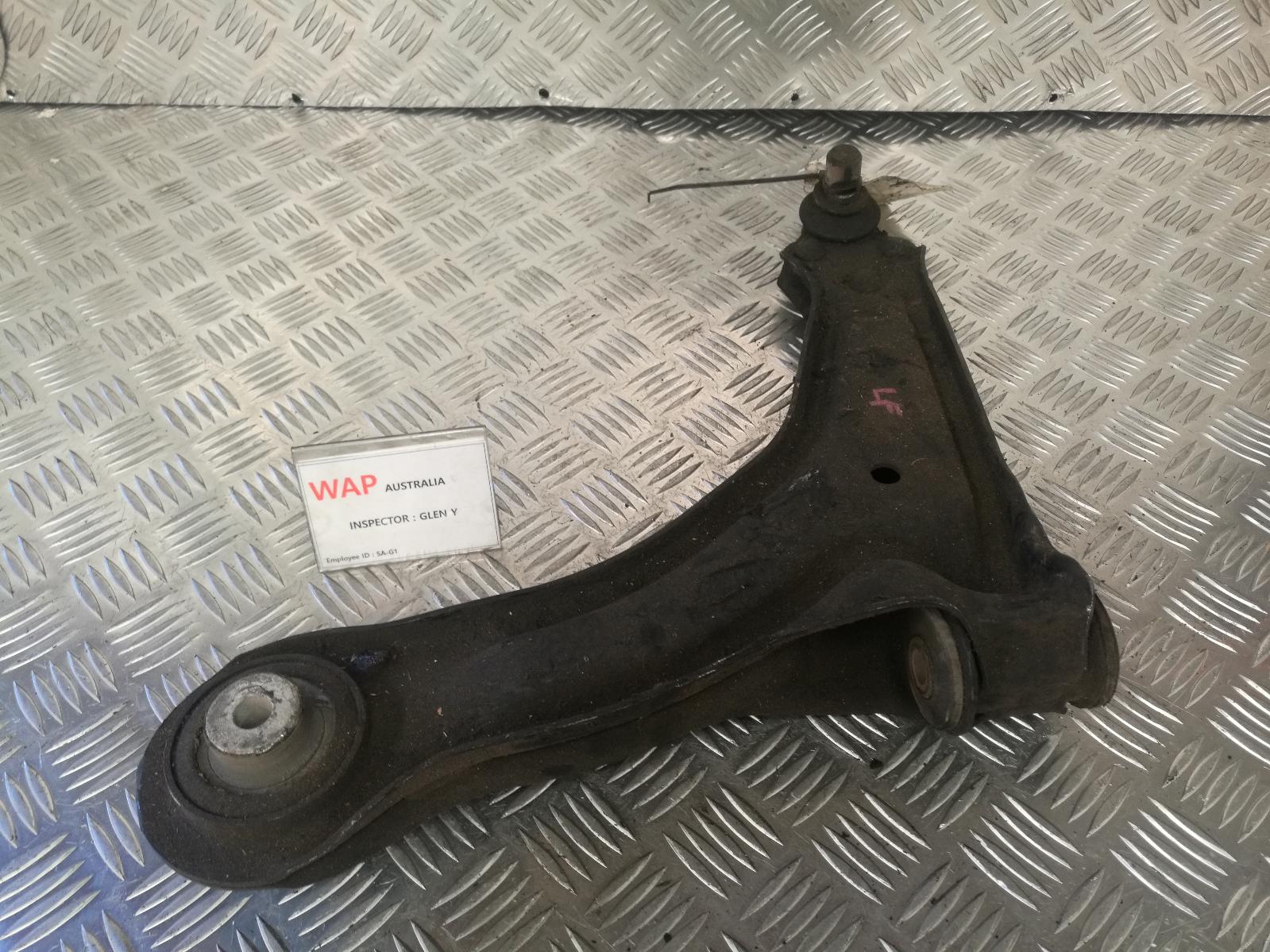 Left Front Lower Control Arm Vito Mercedes 1998