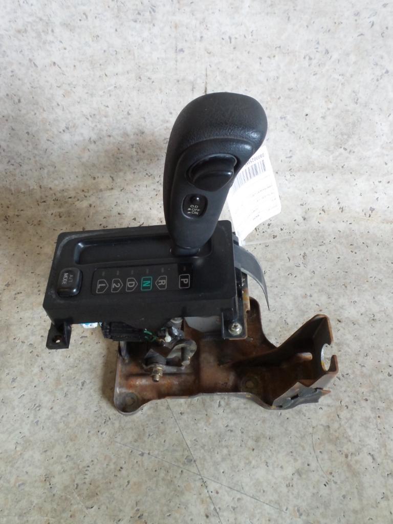 Gear Stick/Shifter Magna Mitsubishi 1992
